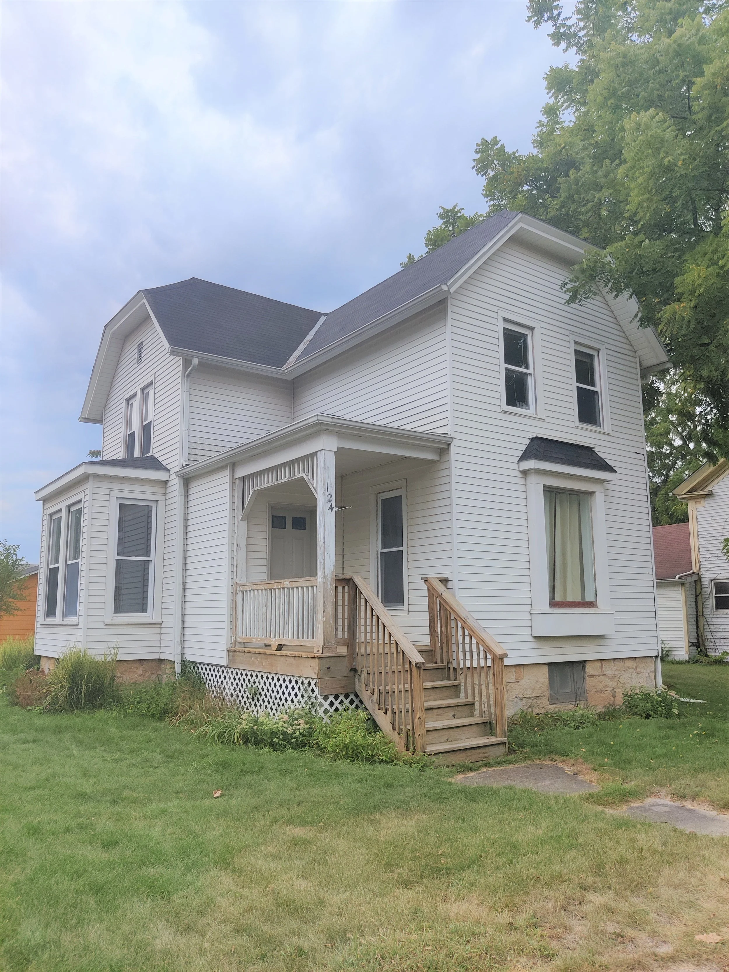 124 E Second St, Sandwich — TCPM