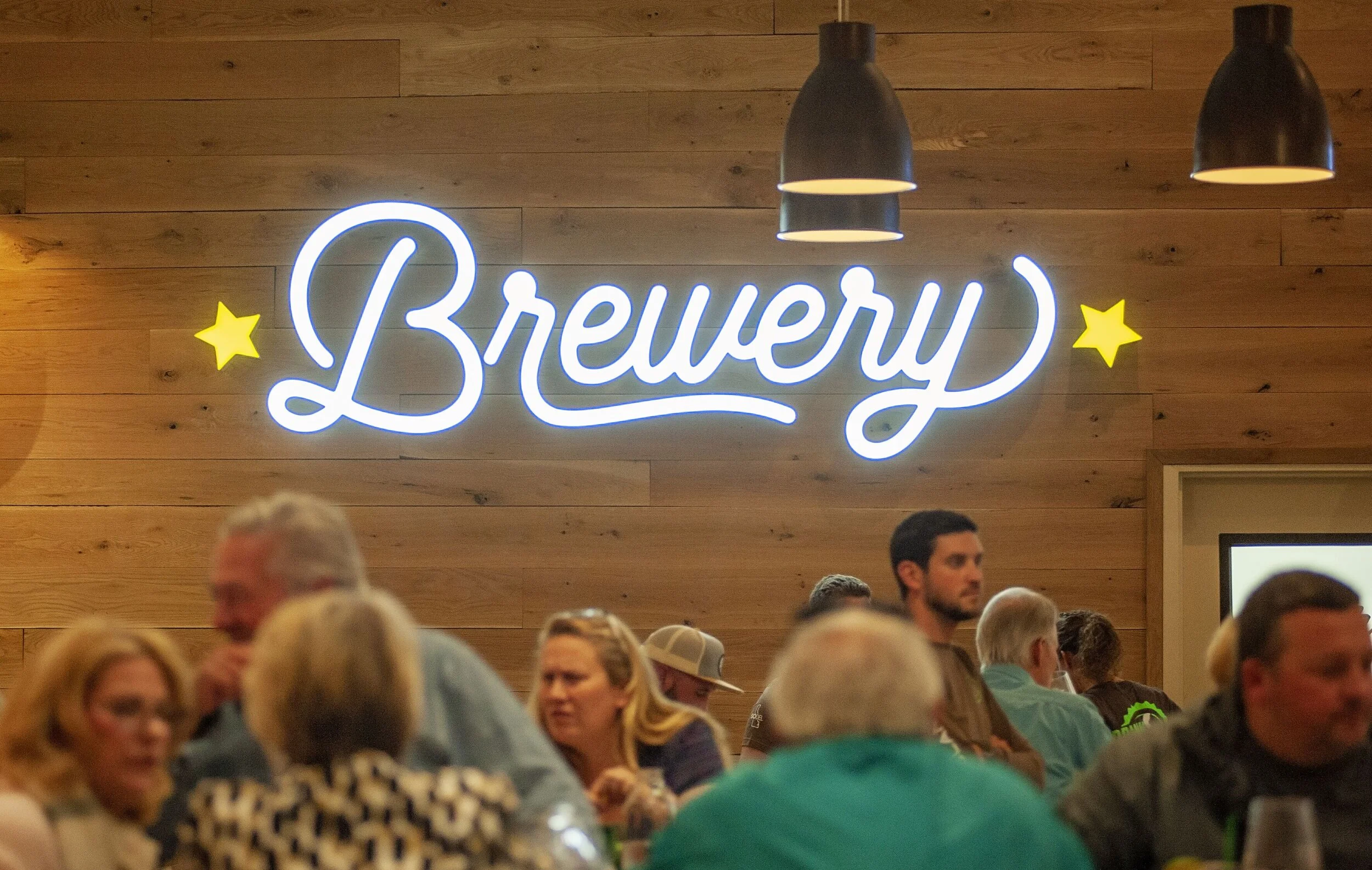 Brewery Photos | Thompson Island Beer & Restaurant Gallery