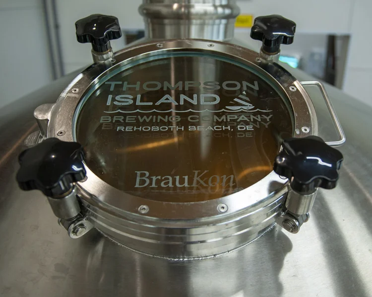 Brewery Photos | Thompson Island Beer & Restaurant Gallery