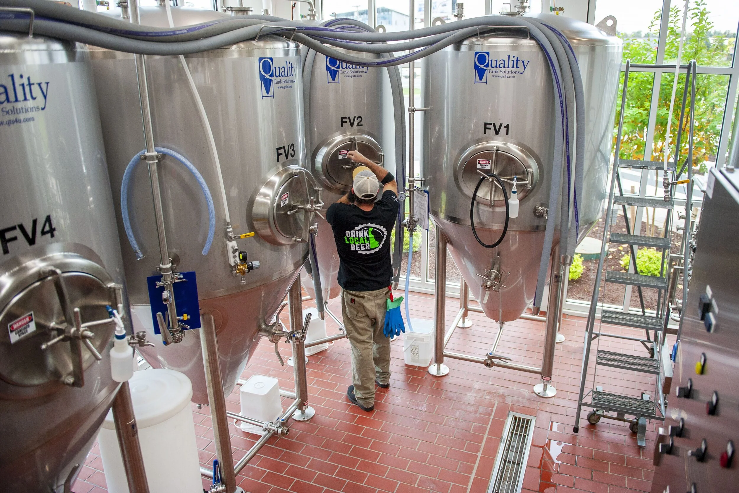 Thompson Island Brewing Co. | Rehoboth Brewery & Restaurant