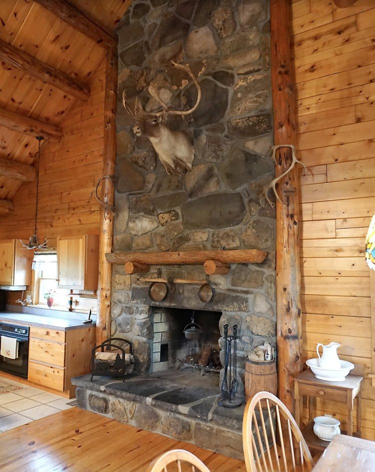 Moosehead Cedar log Homes
