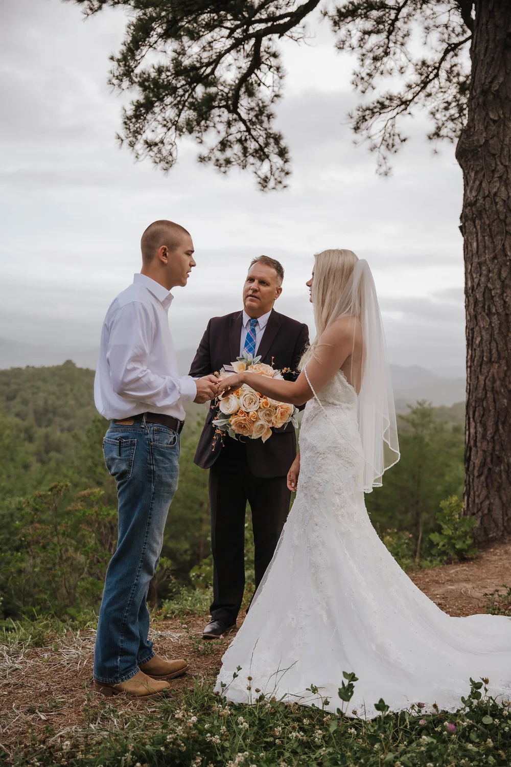Alli and Drew | Foothills Parkway Wedding | Gatlinburg Elopements