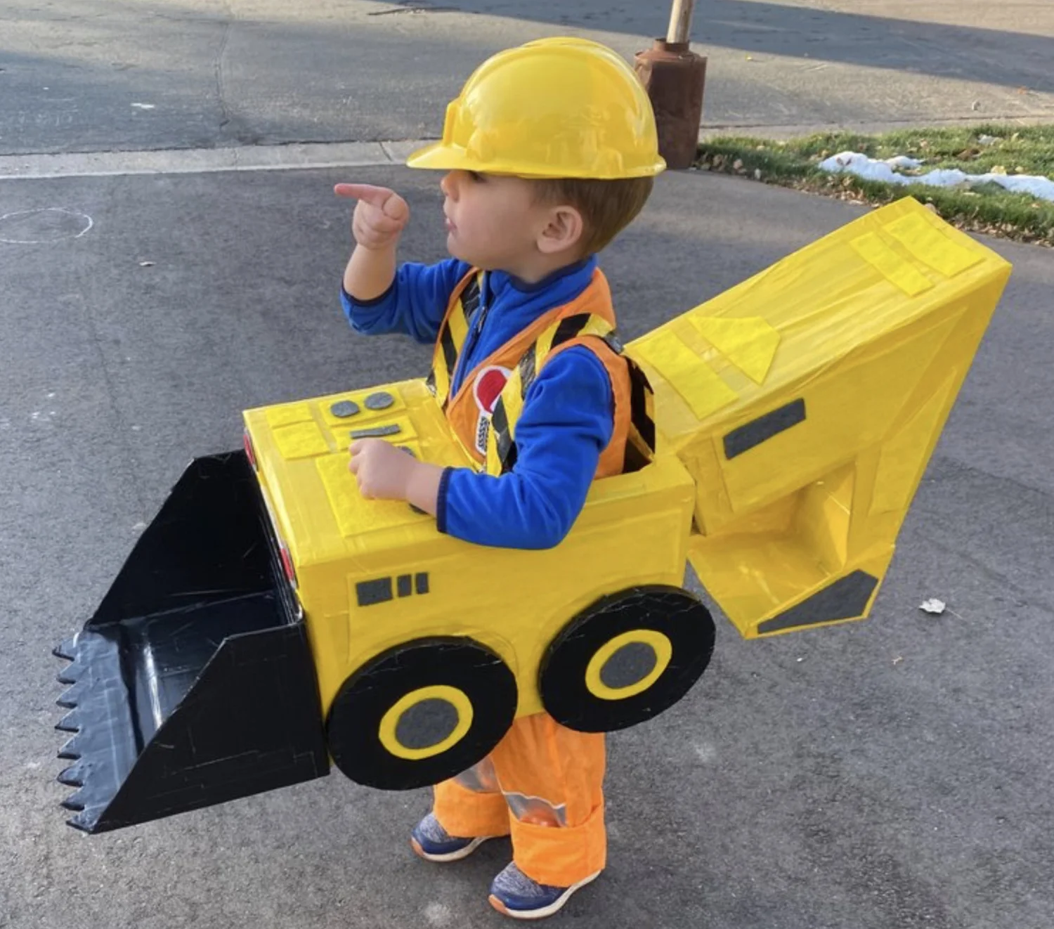 DIY Backhoe / Digger Cardboard & Duct Tape Costume — em victory studio