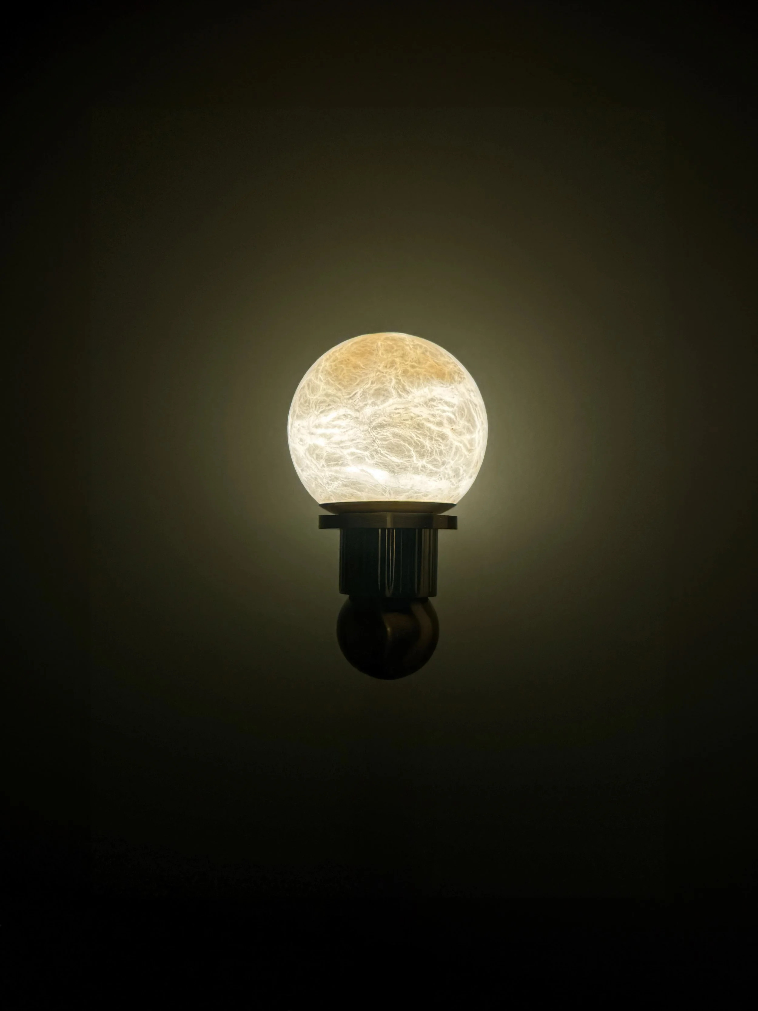 BACCARIS, maison française de luminaires