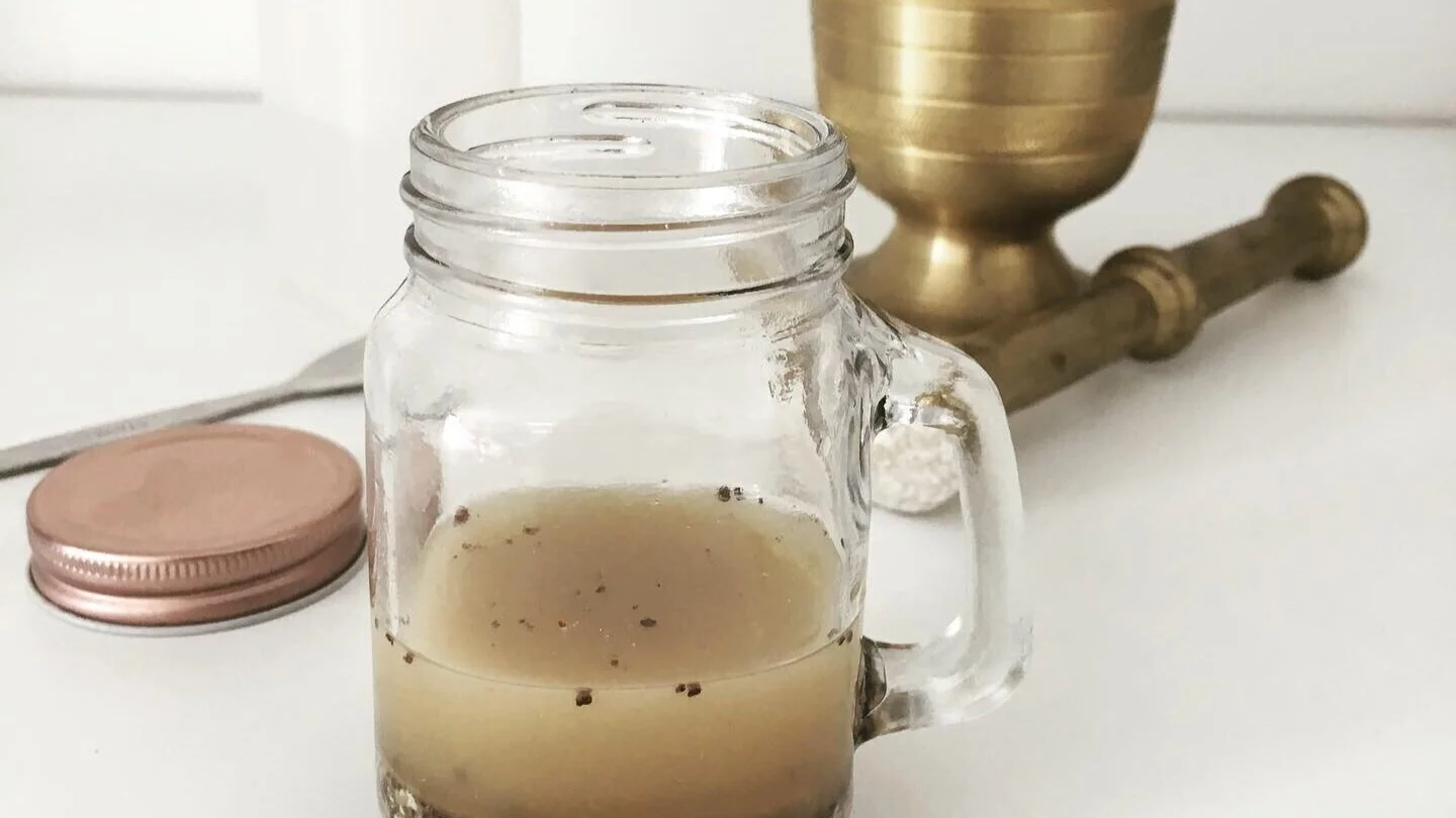 How to Make a Benzoin Tincture — Botanical Formulations