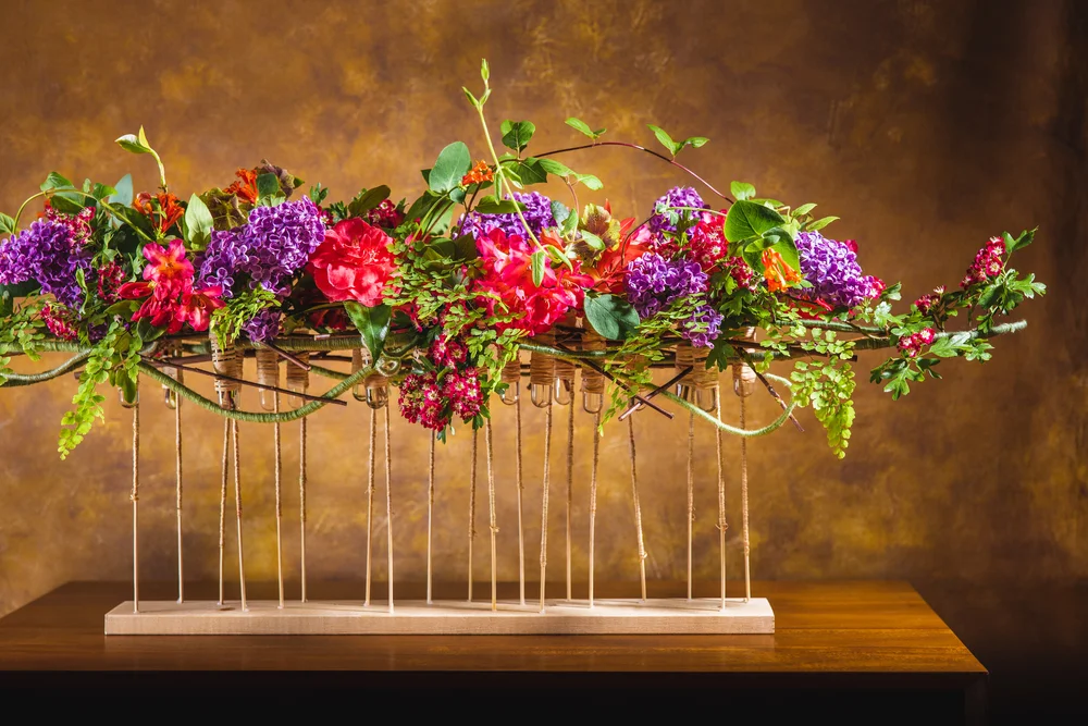Horizontal Garden Sampler Table Arrangement - Creative Edge June 2020 — Hitomi Gilliam AIFD