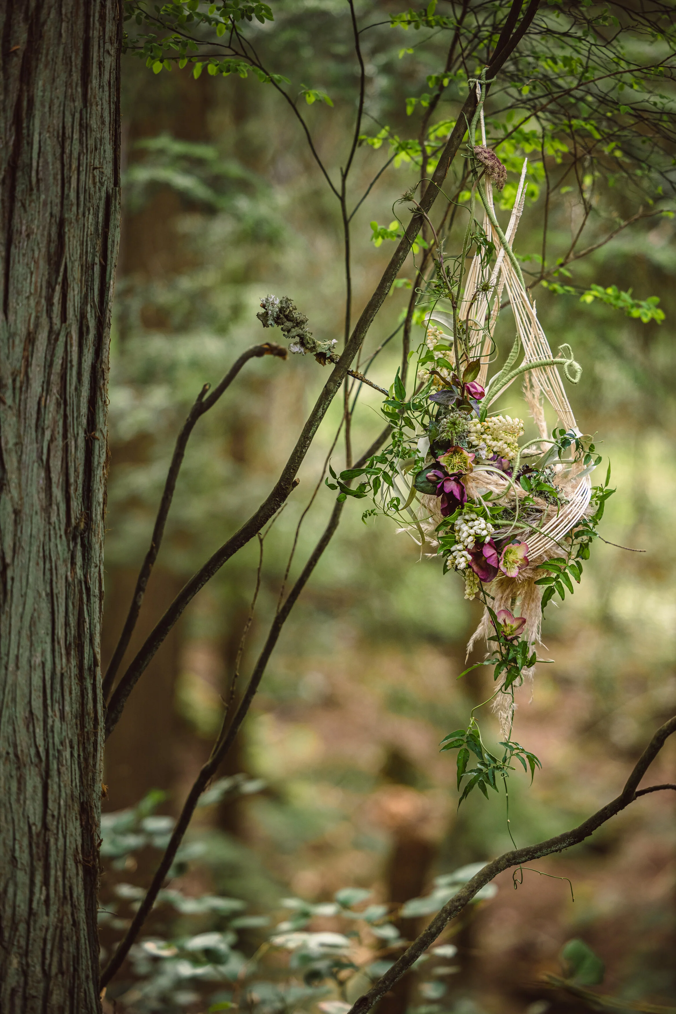 FLOWER NESTS - Creative Edge April 2021 — Hitomi Gilliam AIFD