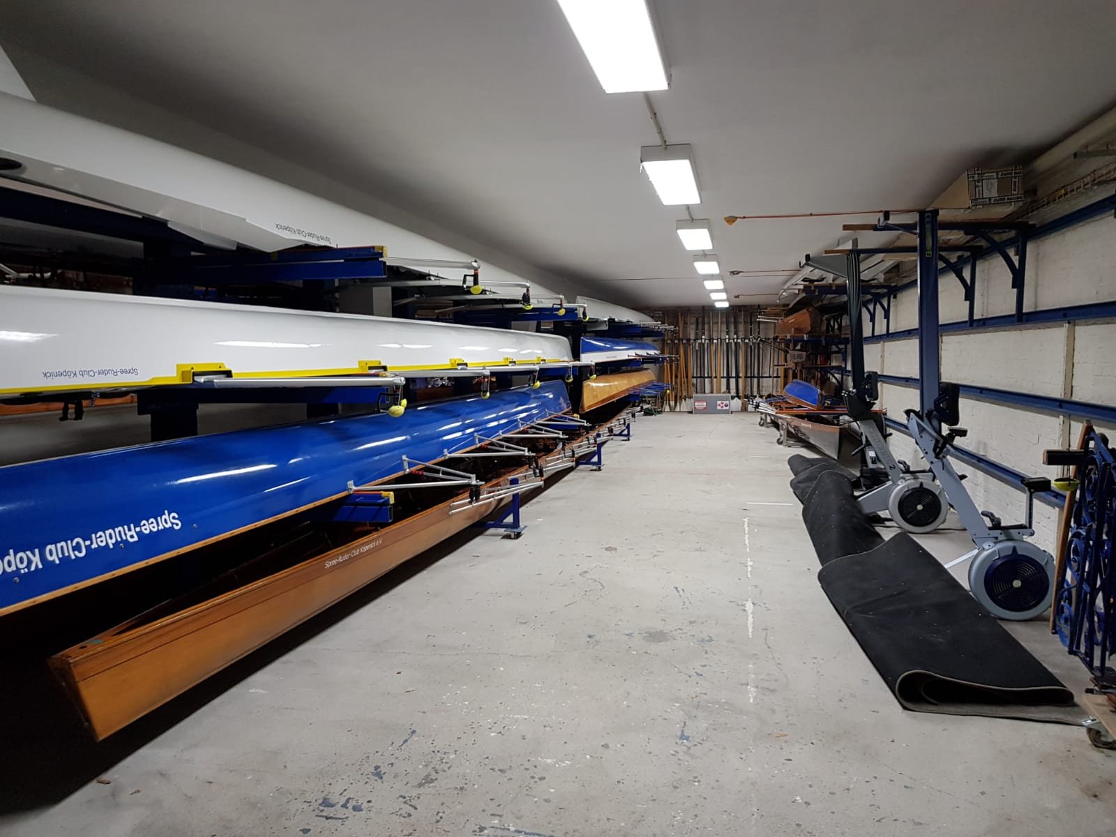 Der Umbau unserer Bootshalle — Spree-Ruder-Club Köpenick e.V.