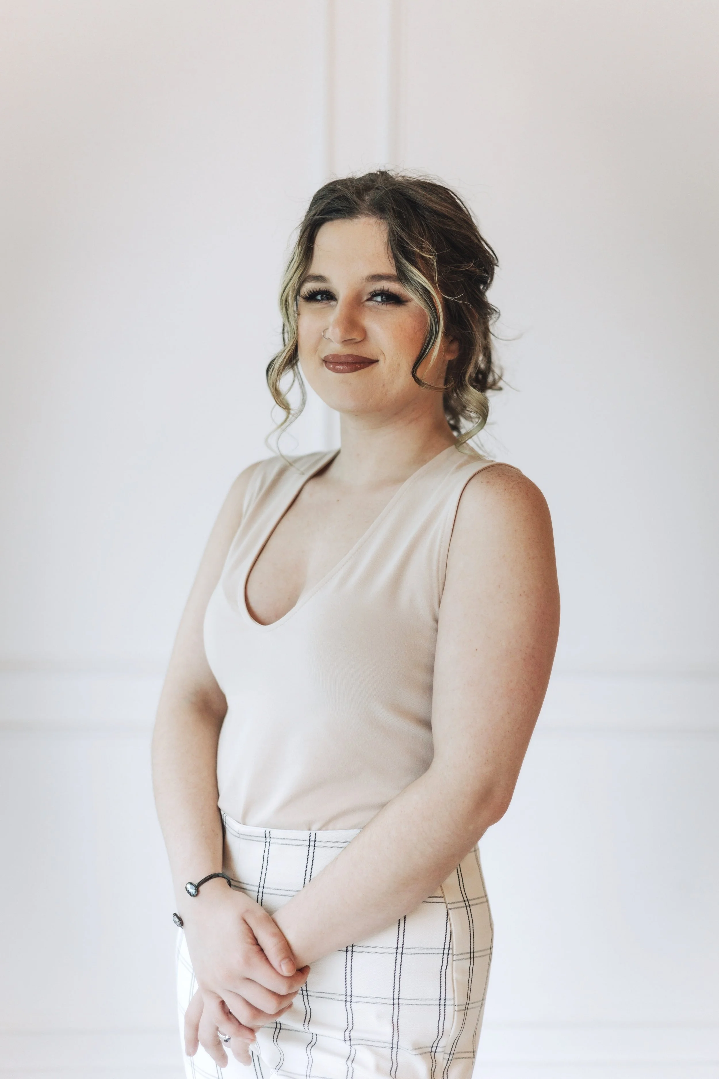 ABOUT US — GRAND SLAM GLAM