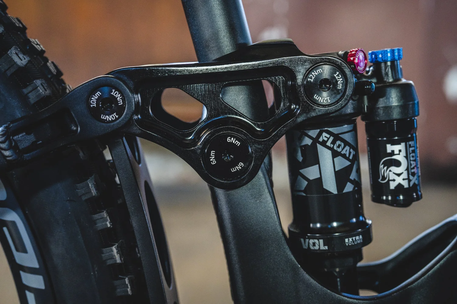Phantom V3 — Banshee Bikes