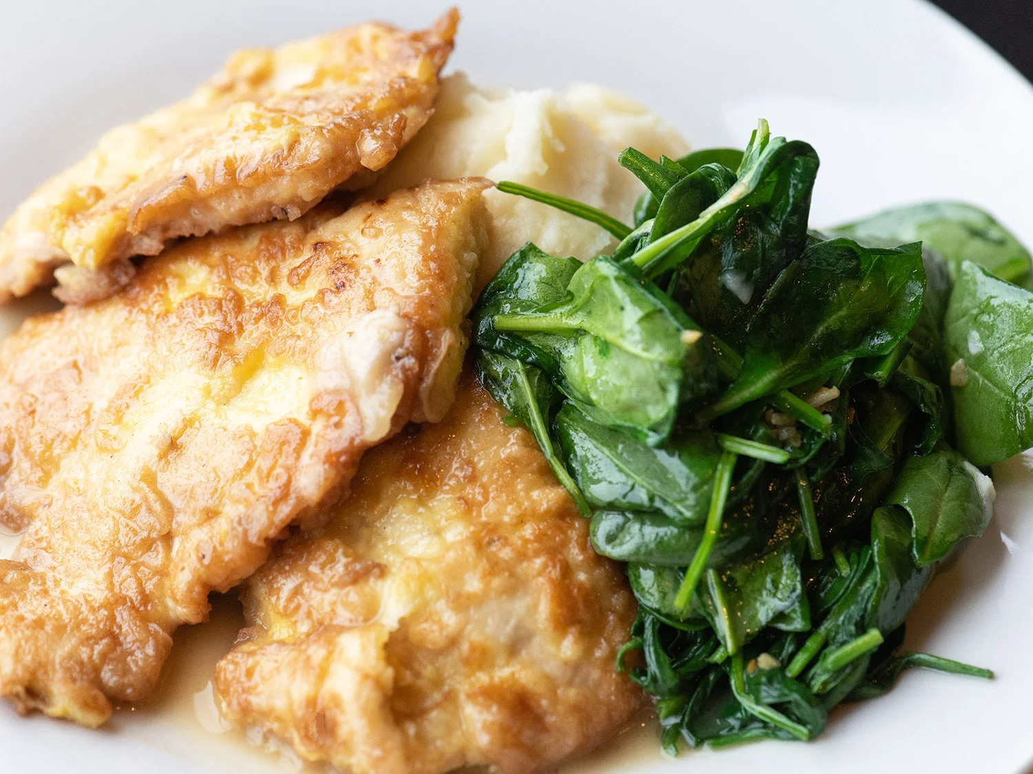 GIULIA'S PIZZA RESTAURANT