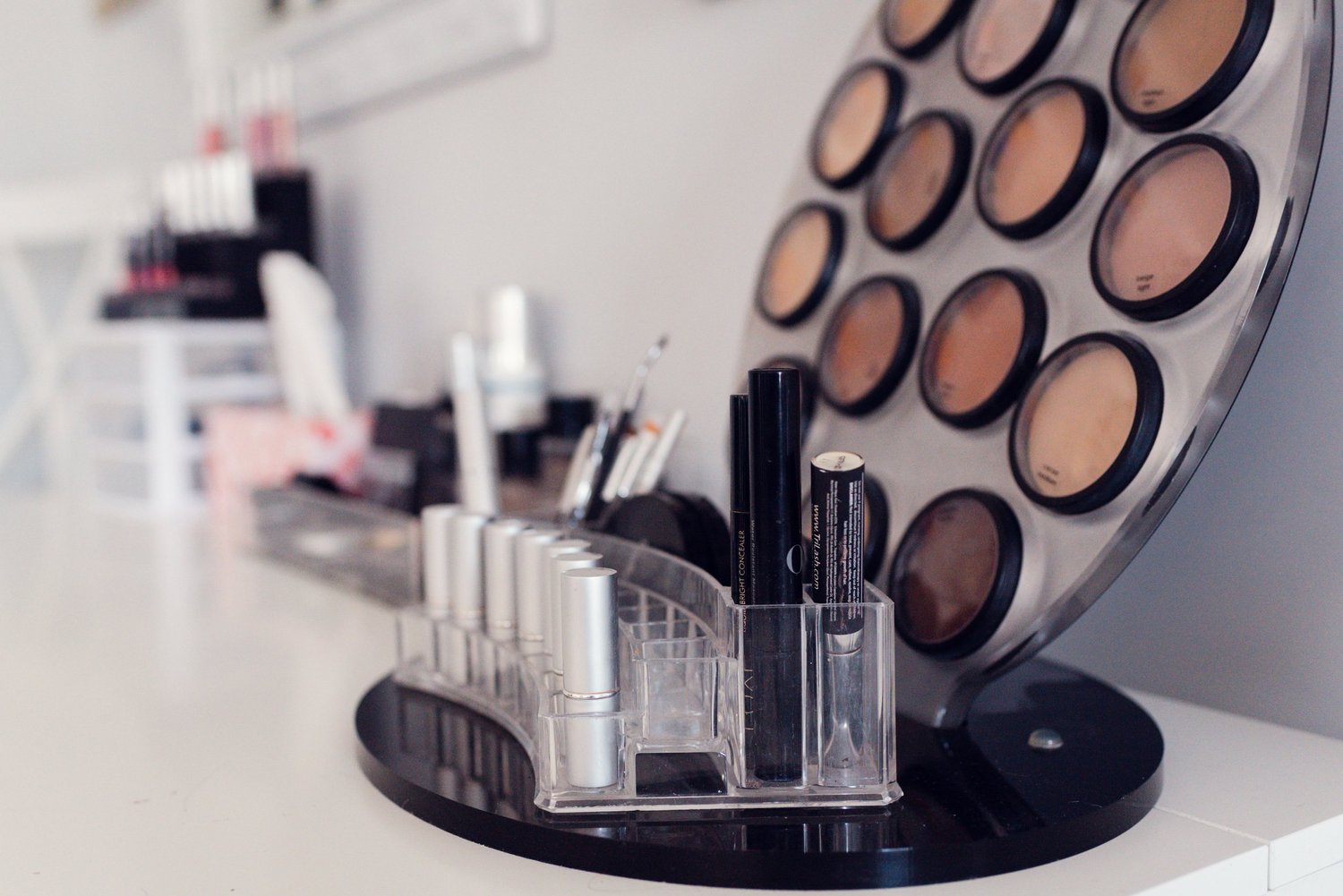 Salon Service Menu — Lockstar Beauty Bar