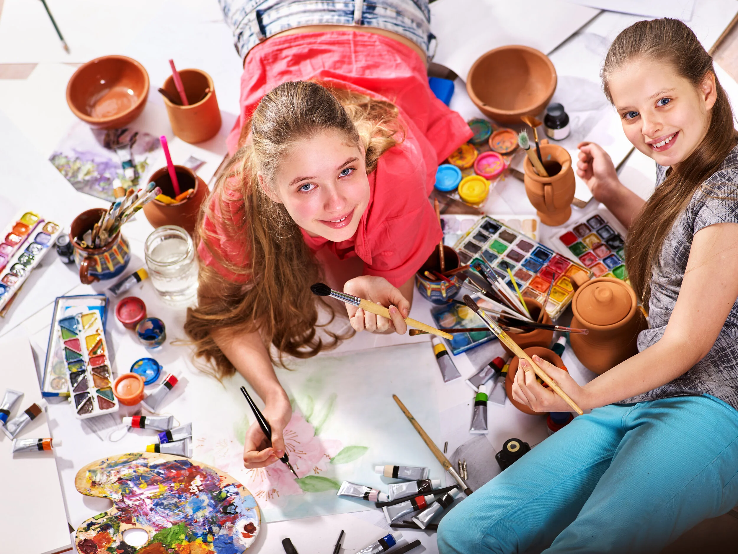 Weekly Classes — The Art Den LLC