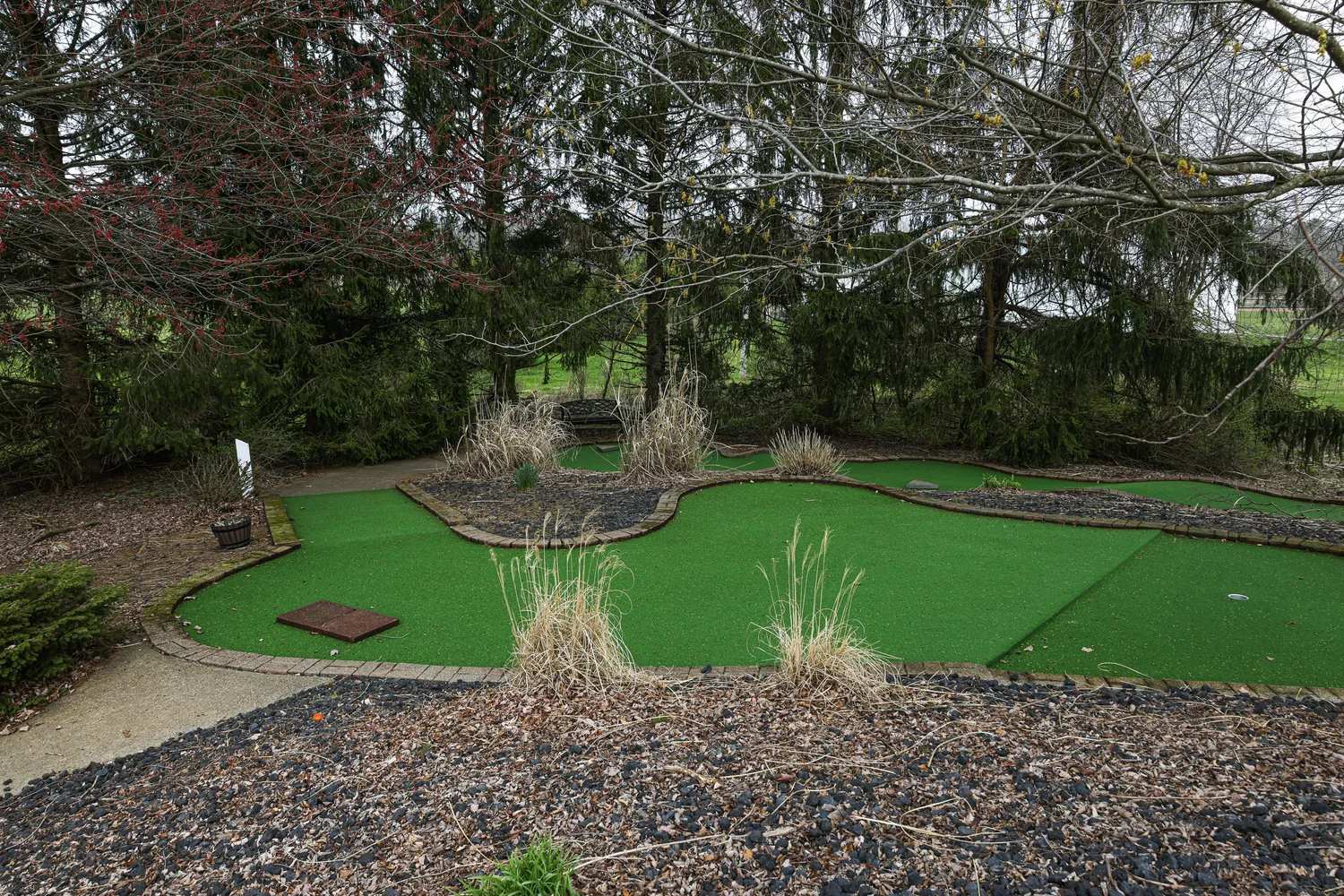 Mini Golf — Granville Golfland
