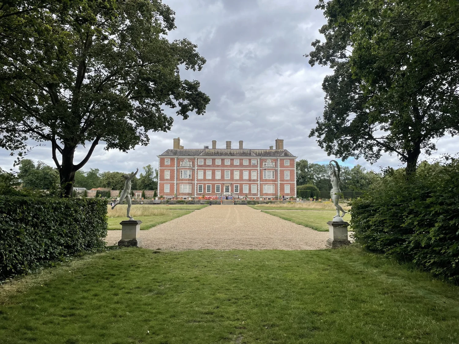 FLO London | Visiting Ham House and Garden