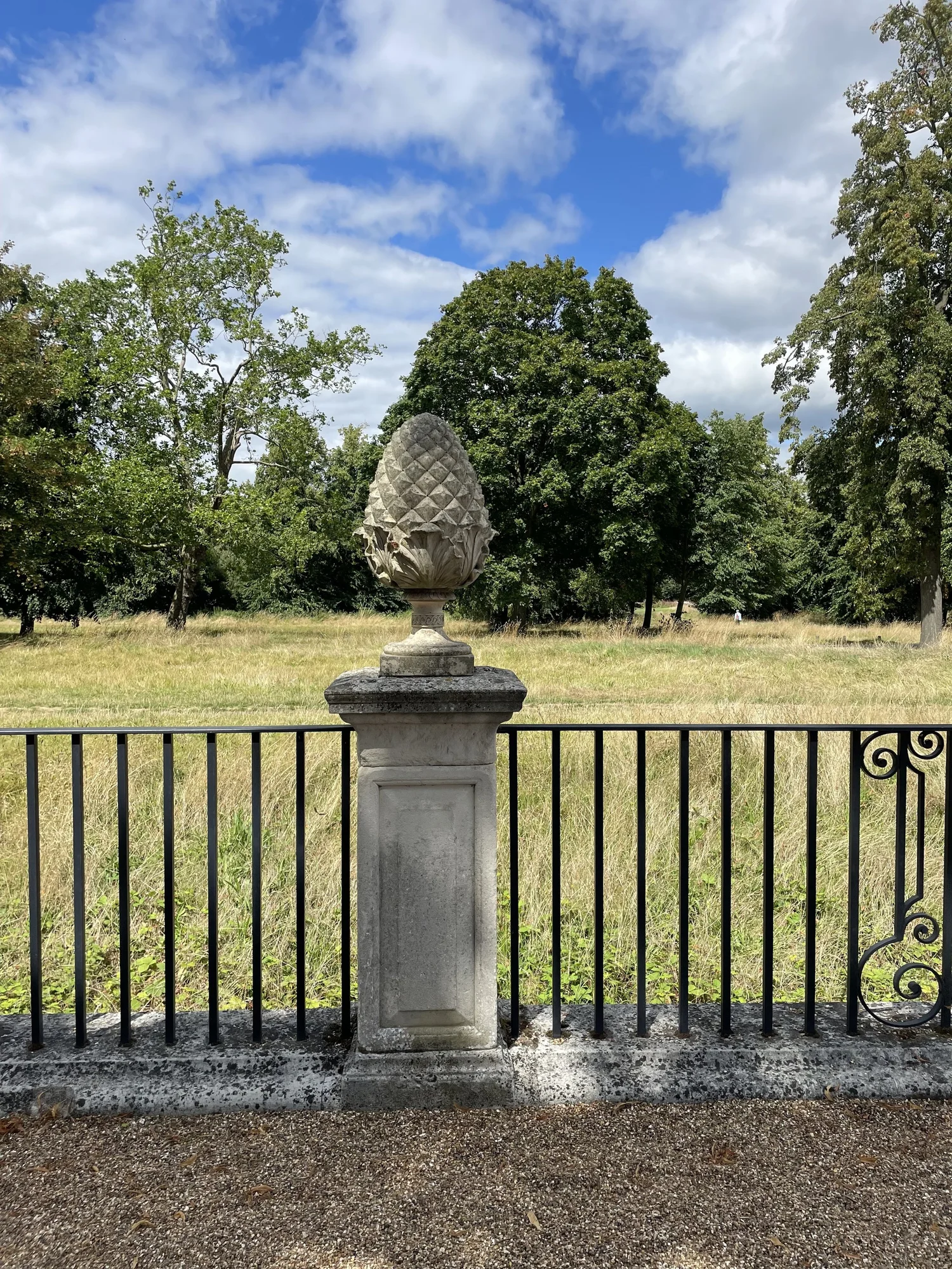 FLO London | Visiting Ham House and Garden