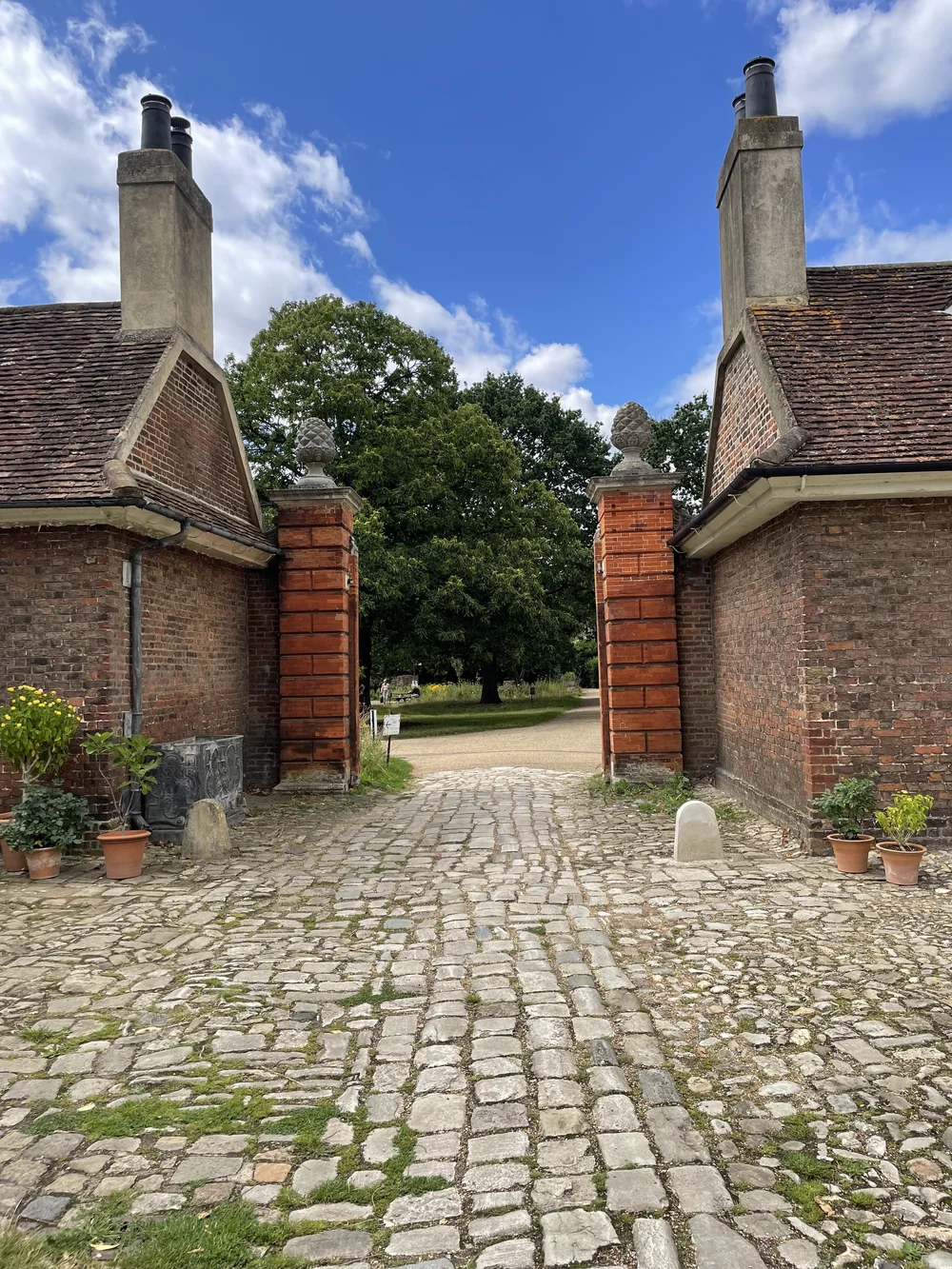 FLO London | Visiting Ham House and Garden
