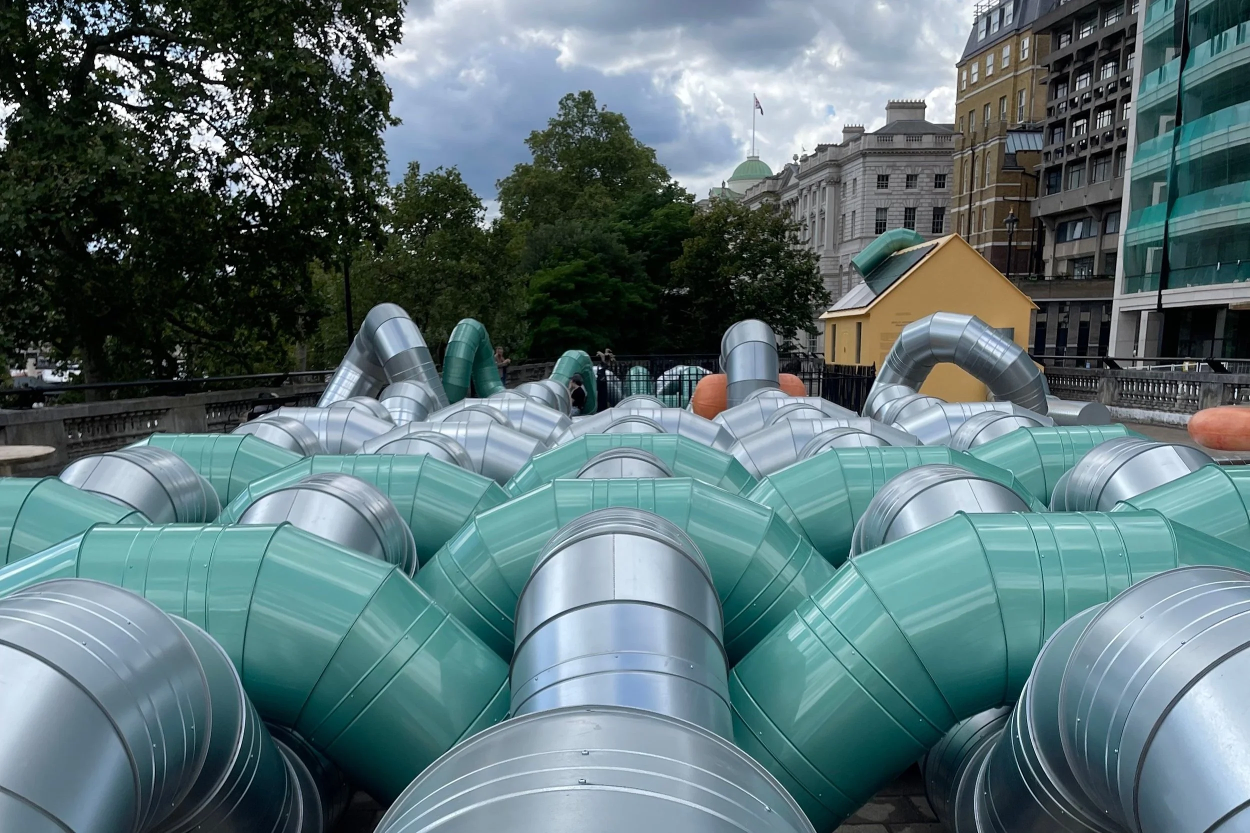 FLO London | The Artist’s Garden: the transformation of Temple Station's roof terrace