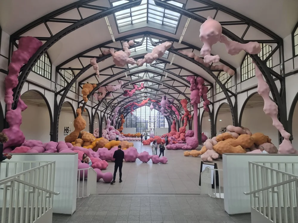 FLO London | Eva Fàbregas: Devouring Lovers exhibition at Hamburger ...
