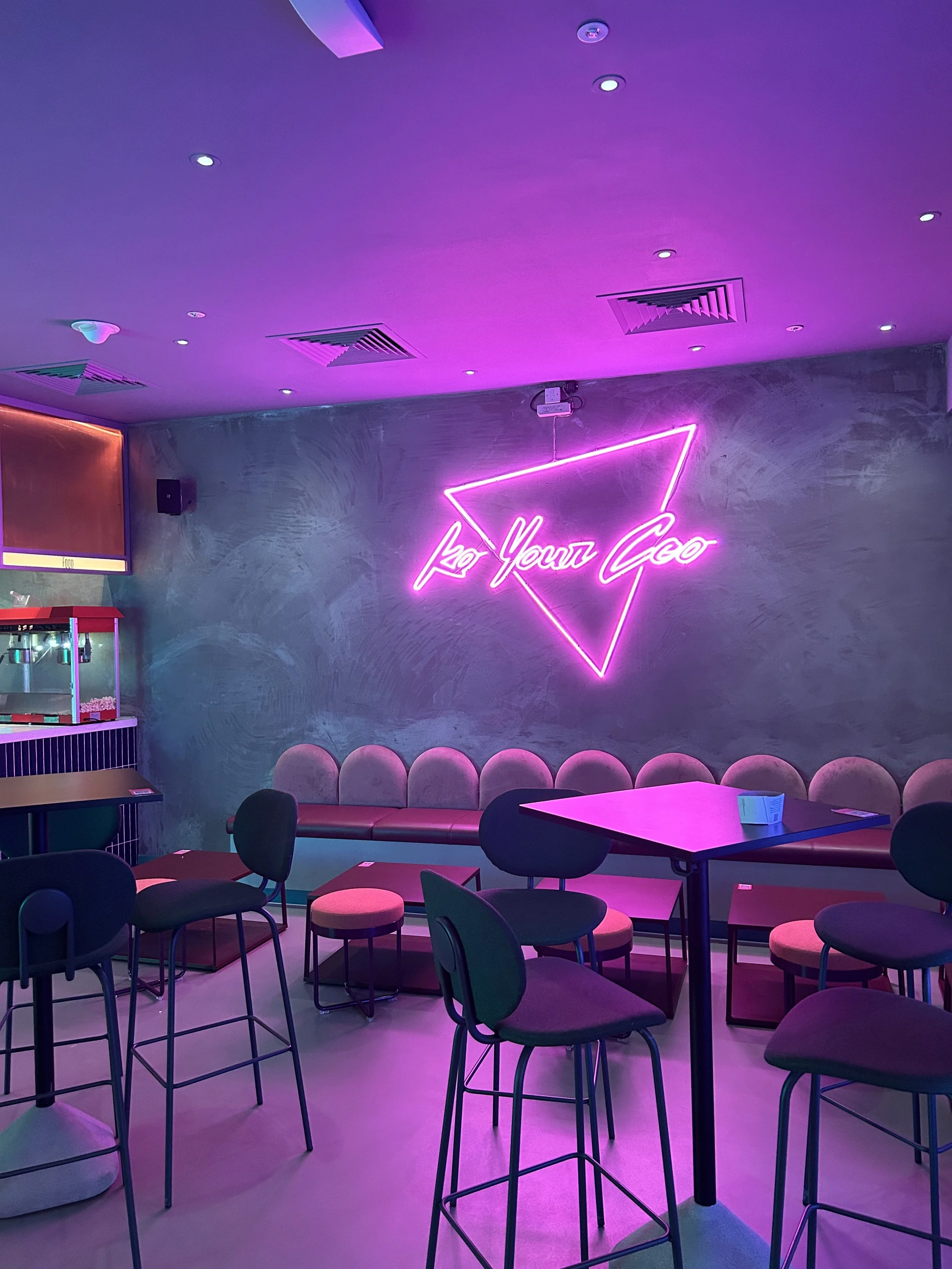 FLO London | Platform: where Gaming meets good times in Canary Wharf