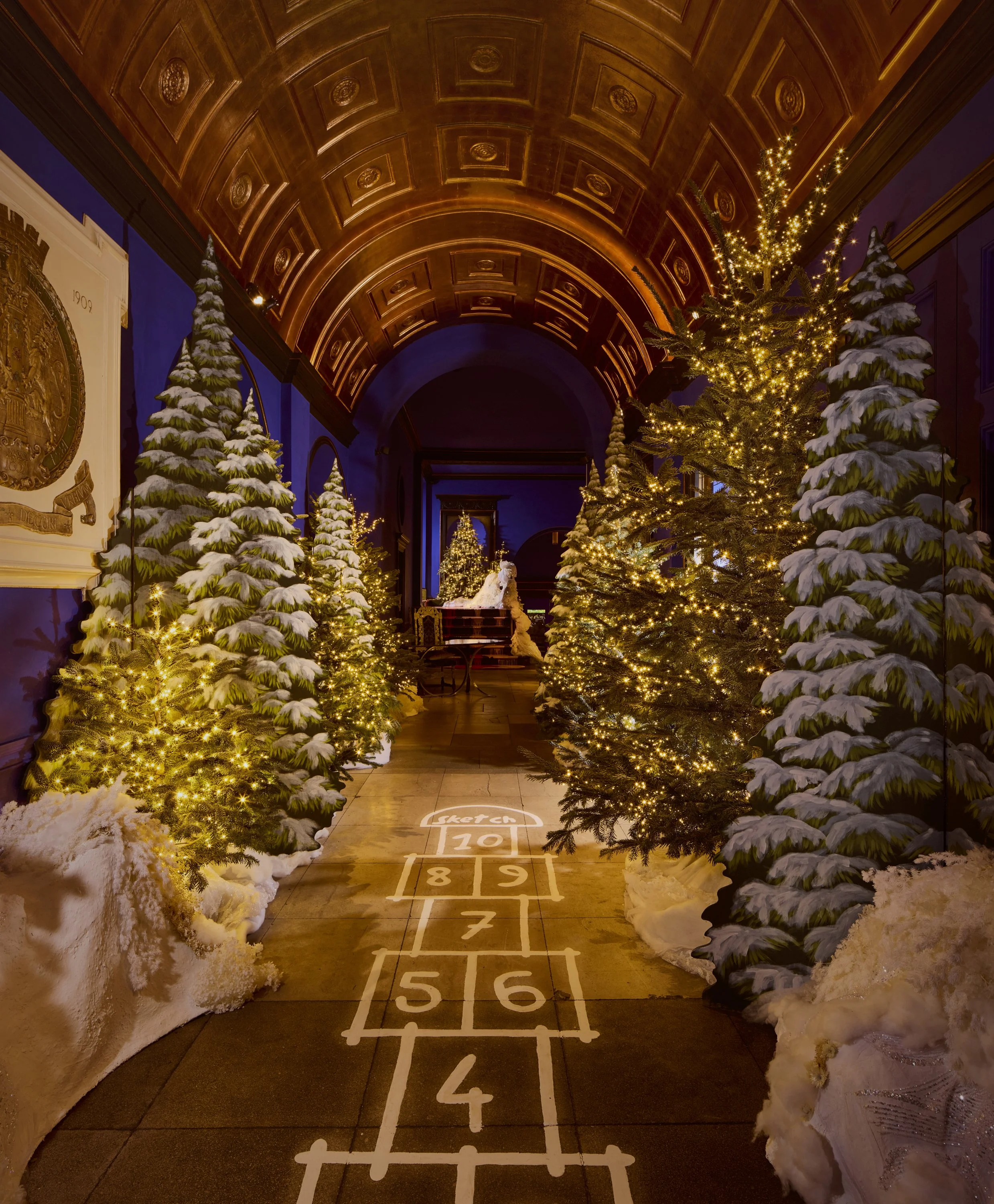 FLO London | sketch London’s festival display returns with The Art of Après