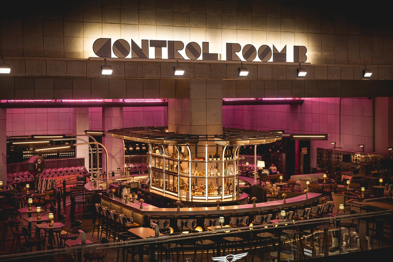 FLO London | Your ultimate guide to London Fashion Week 2024: art ...