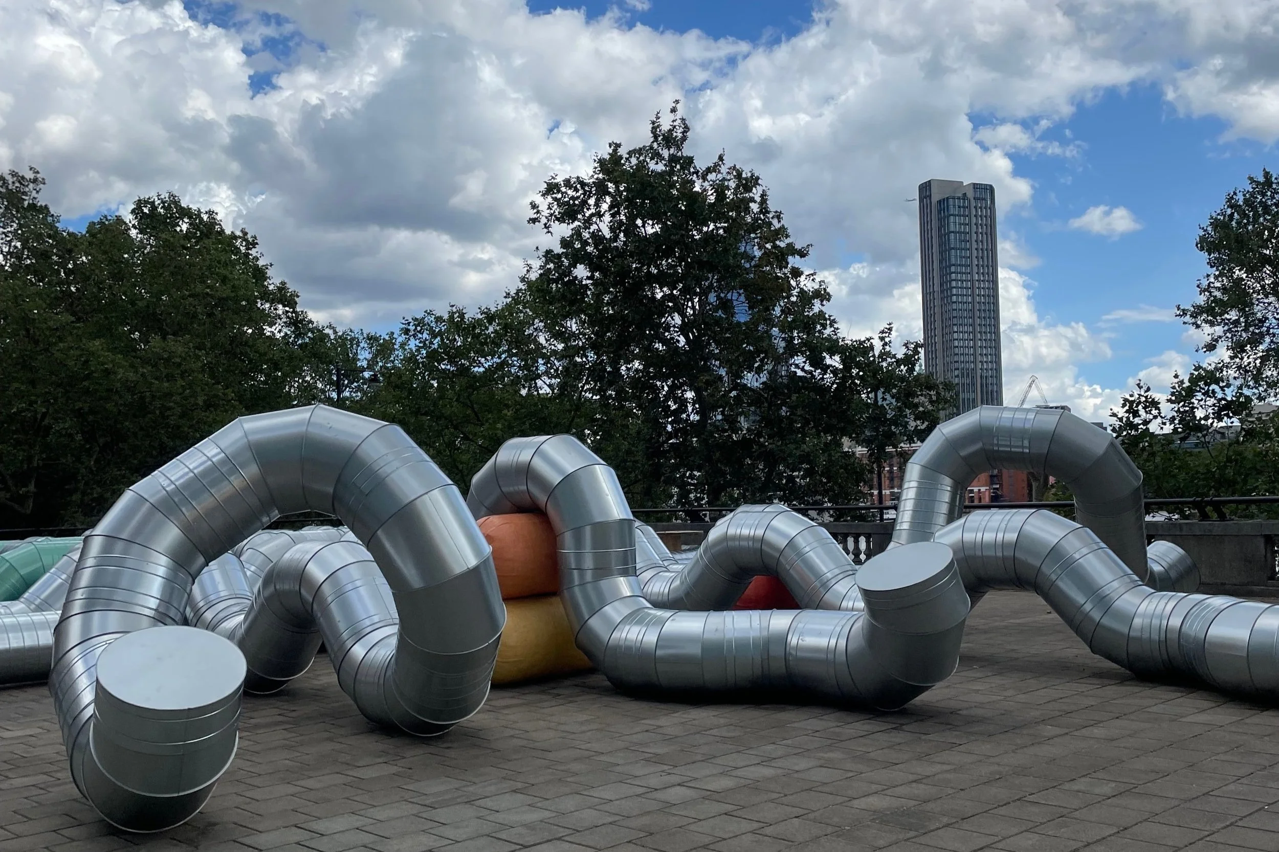 FLO London | The Artist’s Garden: the transformation of Temple Station ...