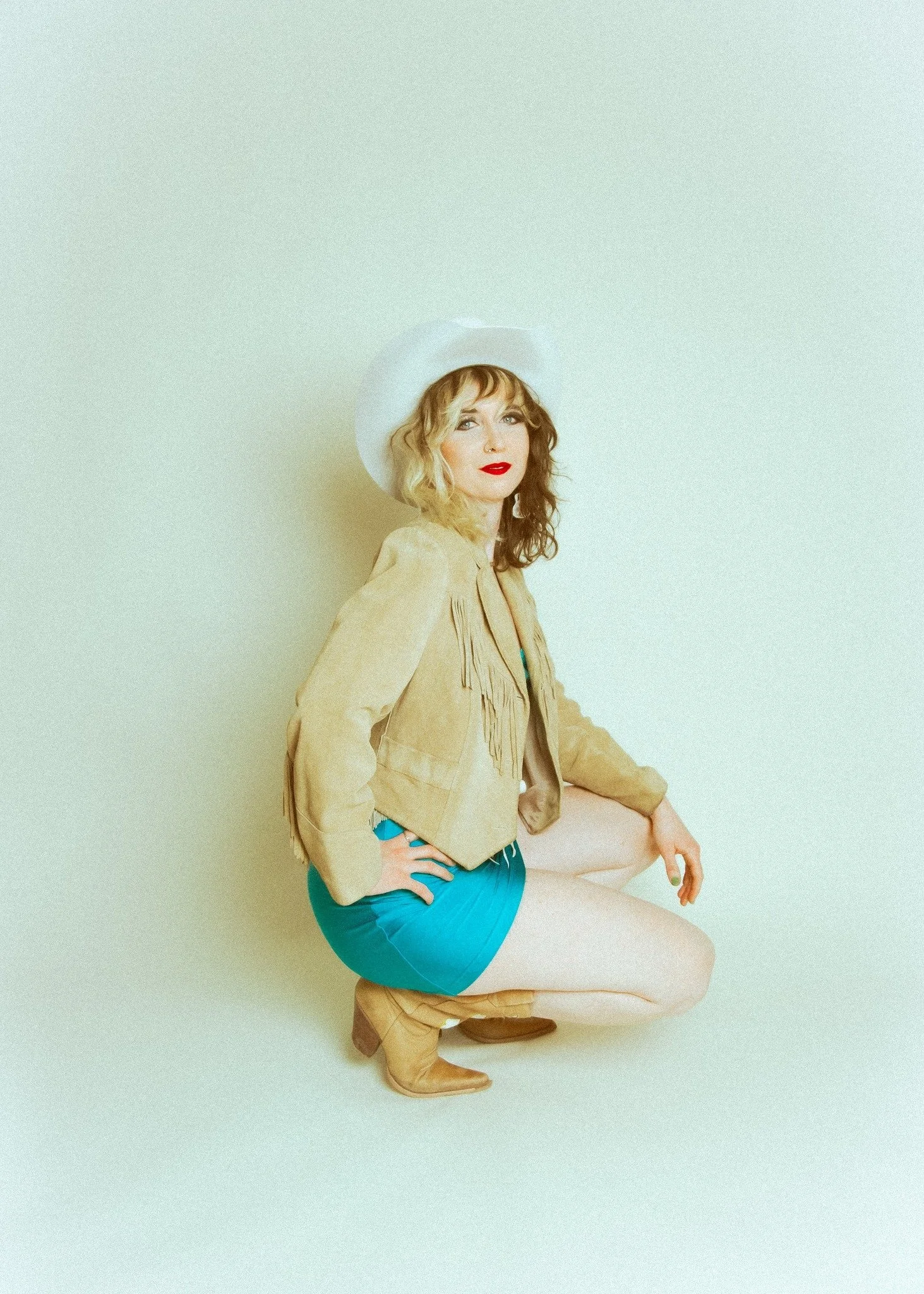Ronnie & The Redwoods with Megg Farrell — The Dirty Drummer