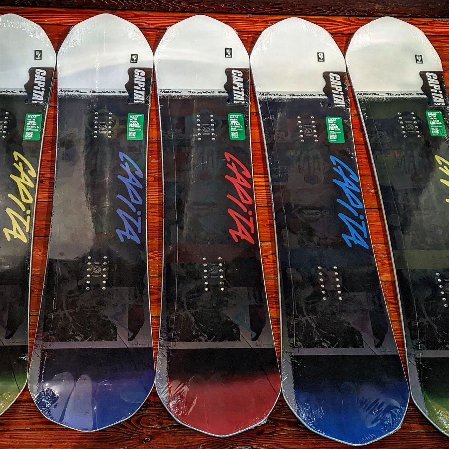 Stevens Pass Snowboard Shop