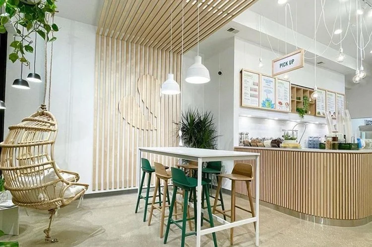 Your Path to Owning a Juice Bar Franchise: The Comprehensive Guide