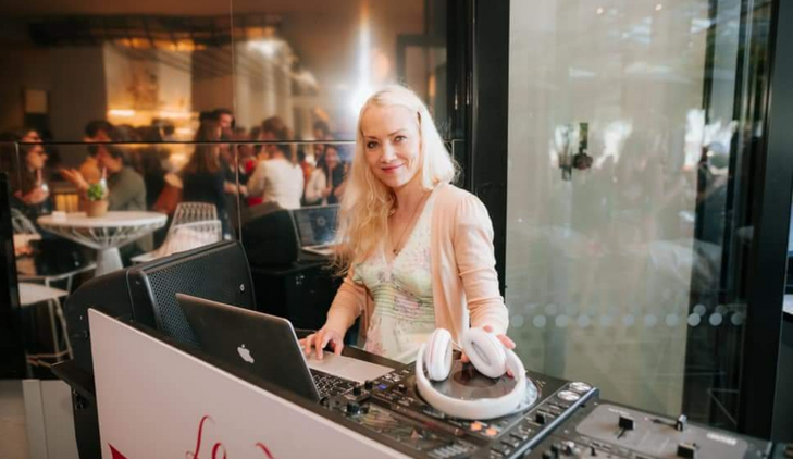 Auckland DJs For Hire - Wedding DJs - Corporate Events
