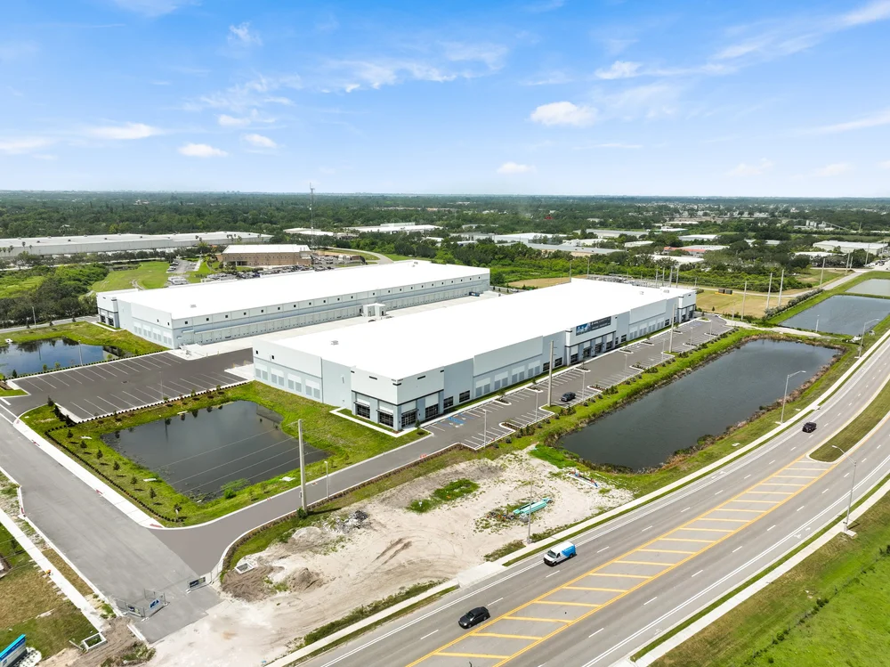 Manatee 301 Business Center — Clover Investment Properties