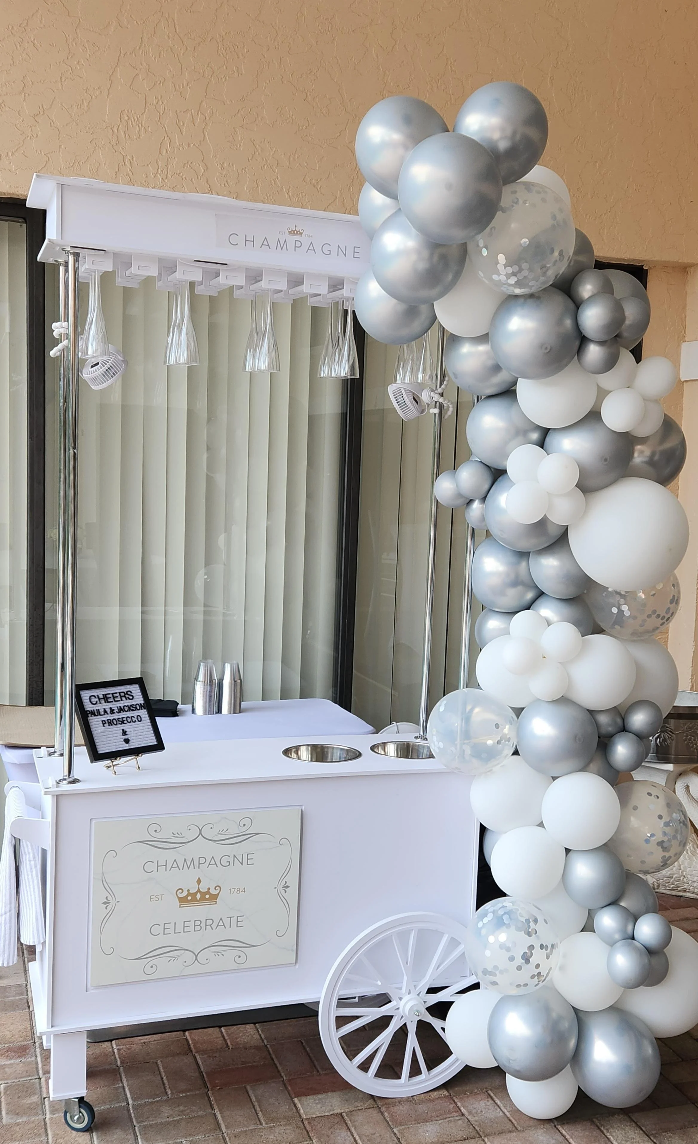 Bella Bubble Bar — Bubbles Mobile Bar