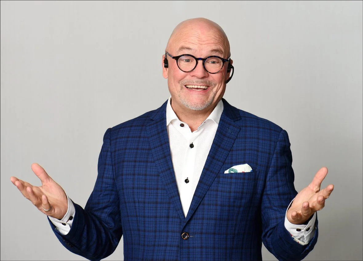 Leadership — A*M*P*