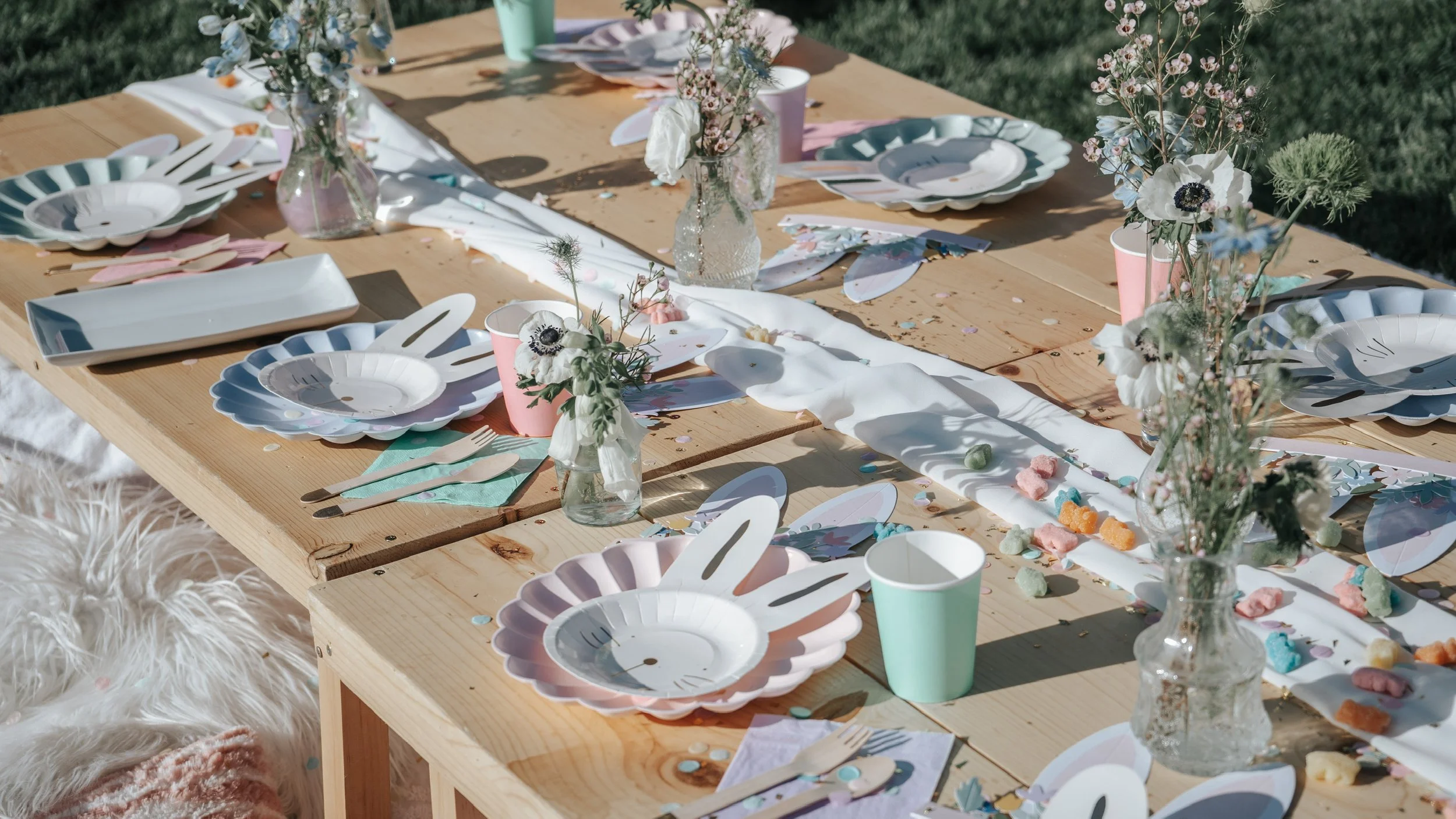 A Bunny Birthday Party - Some Bunny's 5 — THE BALLOON LOFT