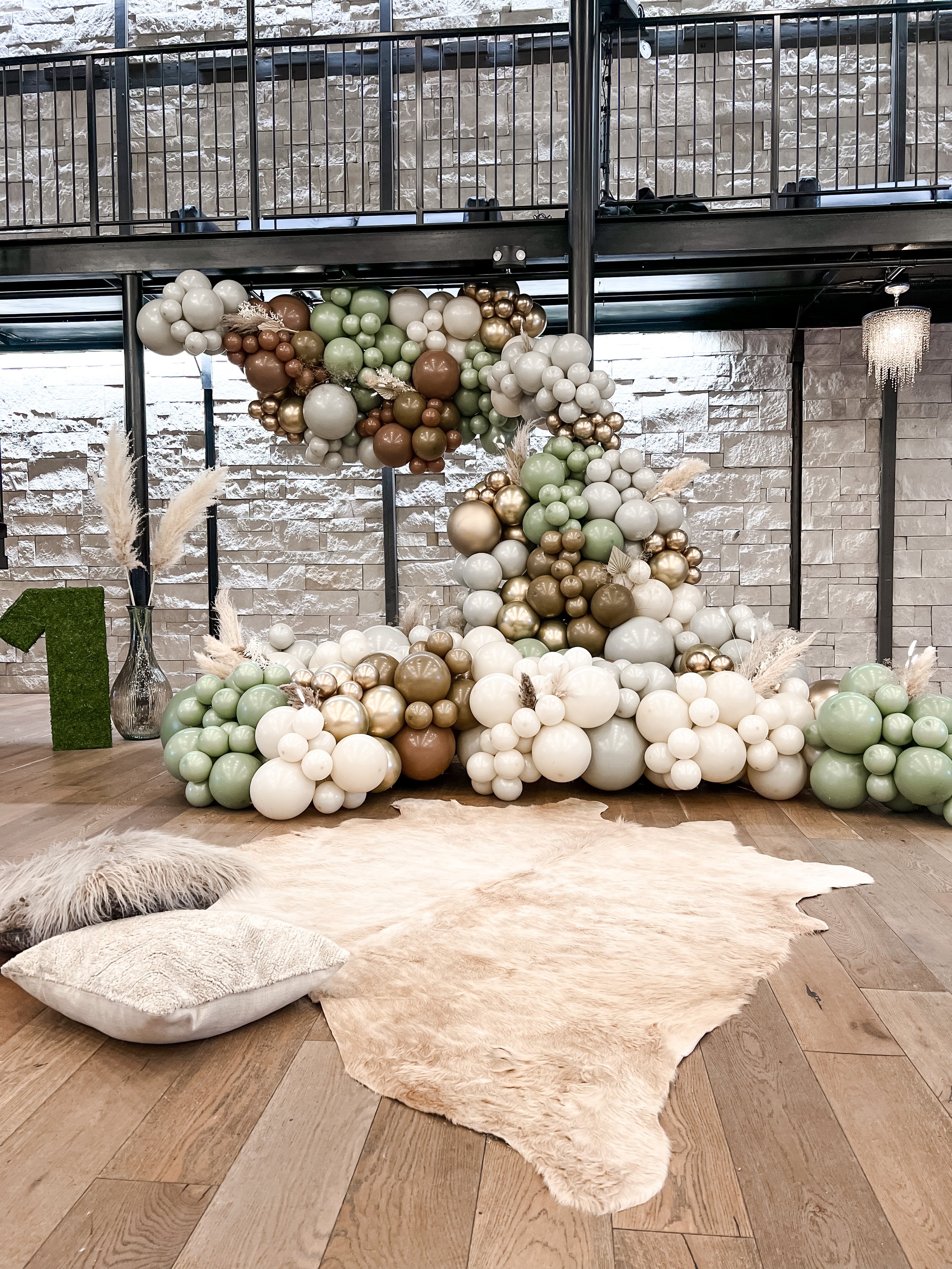 Pricing — THE BALLOON LOFT