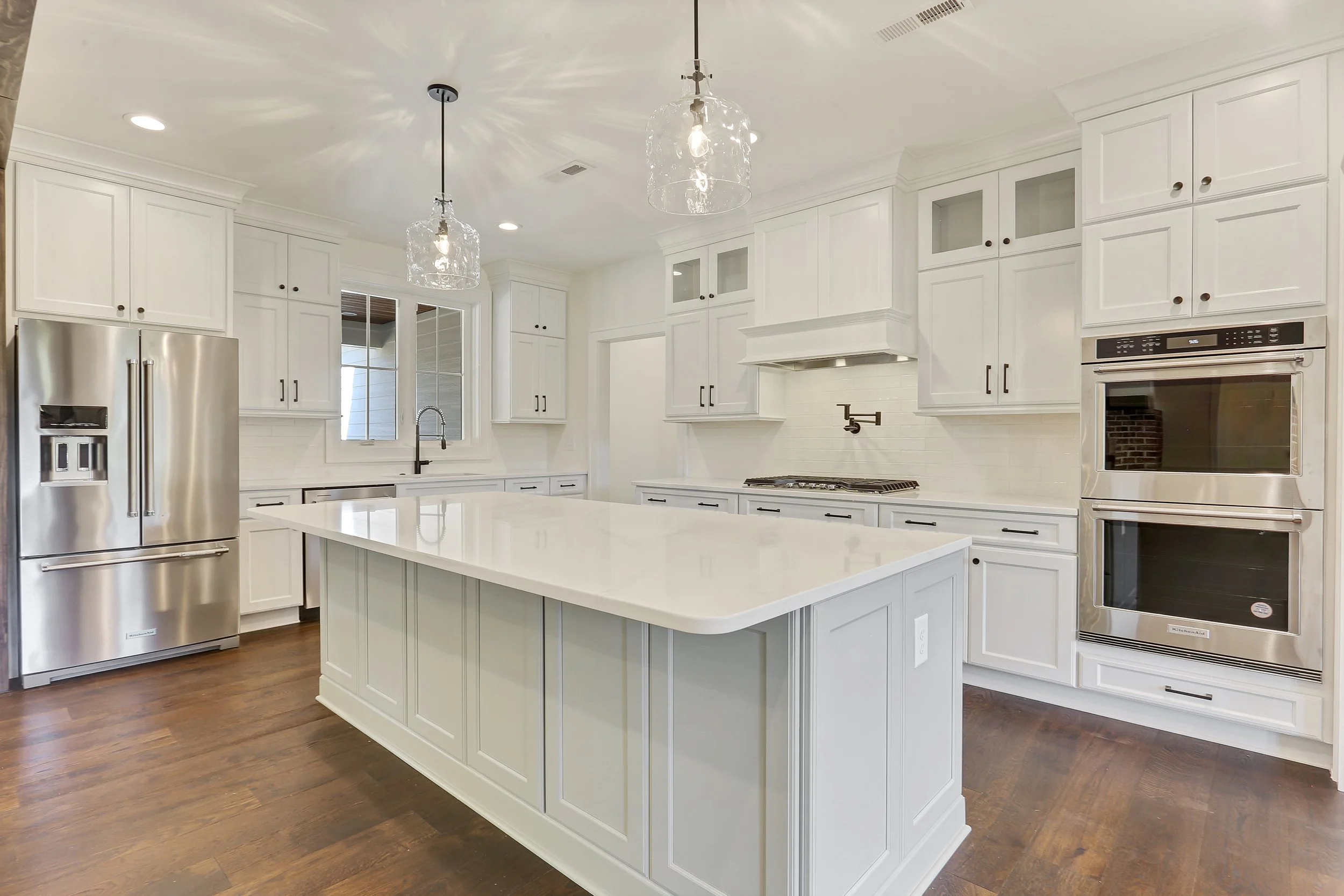 Strong Builders LLC