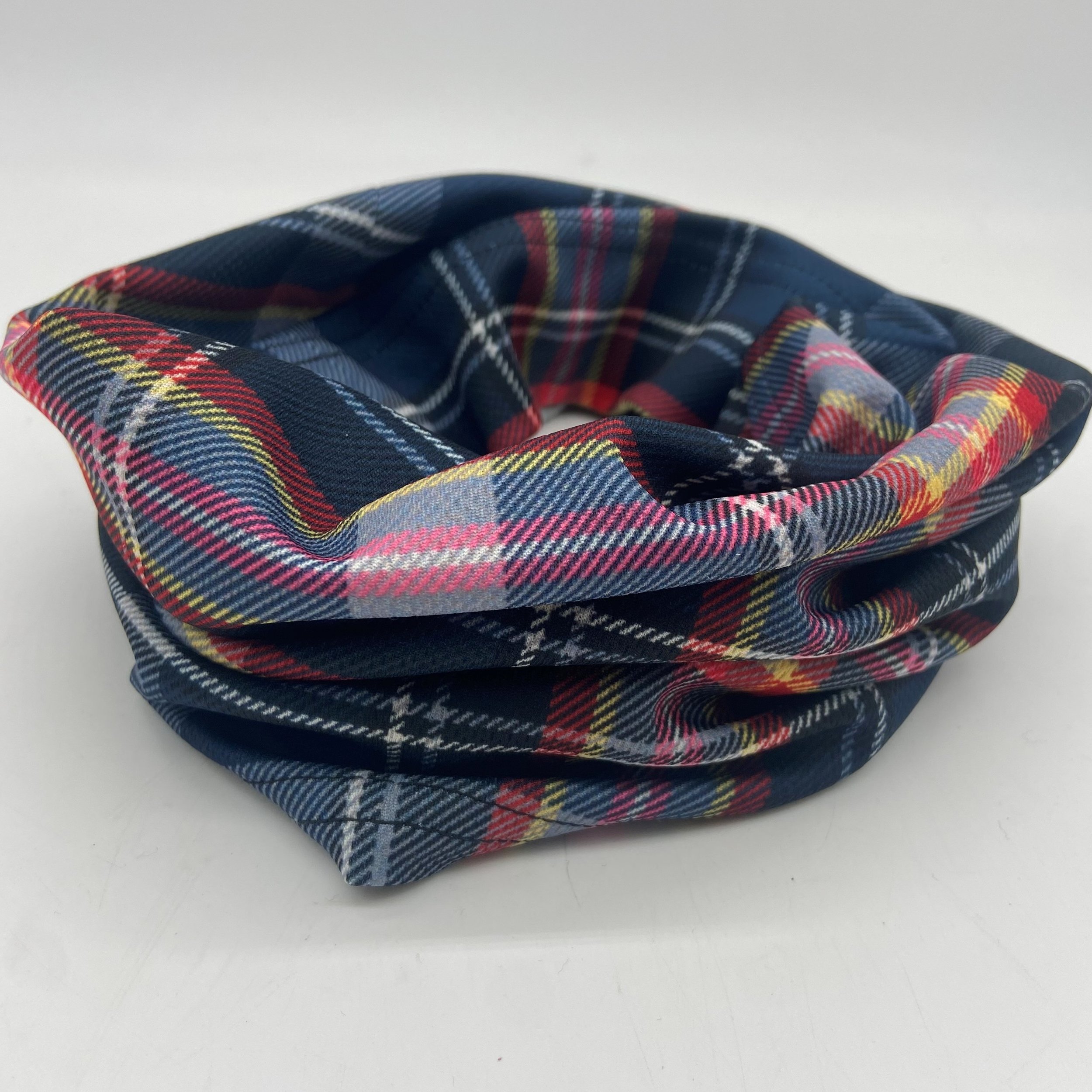 Snoods: Caledonia Dreamin' Tartan Snood from Slanj Kilts | Glasgow Kilt ...