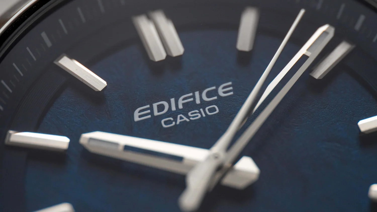 Casio Edifice EFK-100D – Casio’s Groundbreaking New Automatic Watch ...