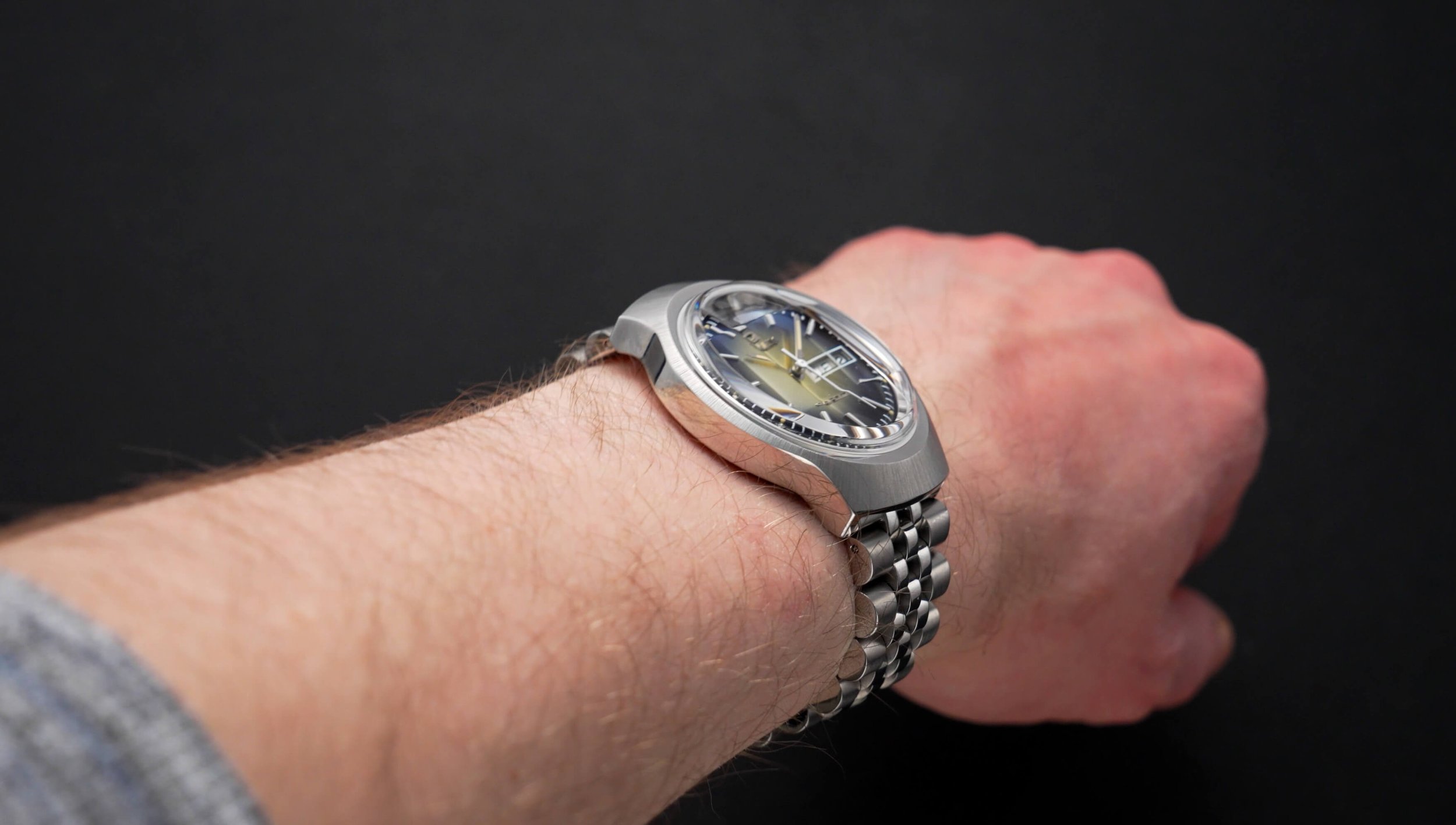 Q Timex Dégradé Review | Is This Retro Watch Worth It?! — Ben's Watch Club