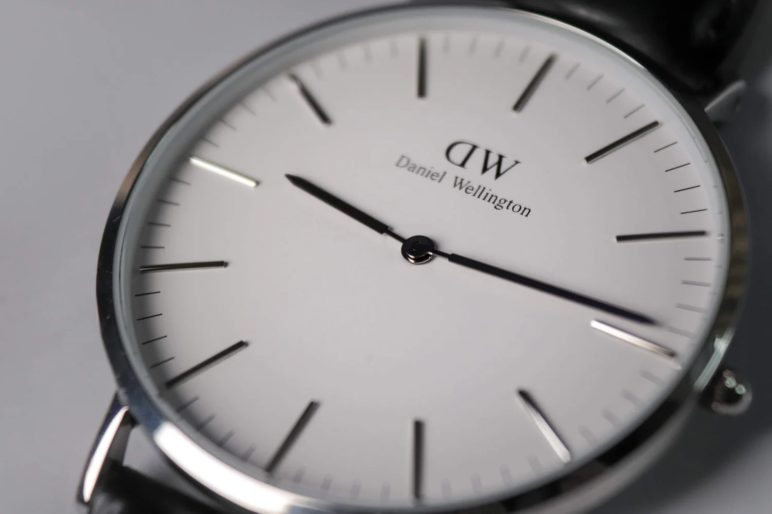 Daniel Wellington Watch Review | Affordable Luxury Or Cheap Trash ...