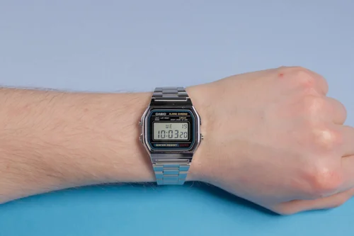 How Should A Watch Fit? A Watch Guide For Beginners — Ben's Watch Club