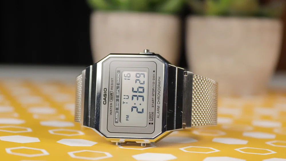 Casio A700 Review | Is This Ultra-Thin Casio Better Than The F-91W ...