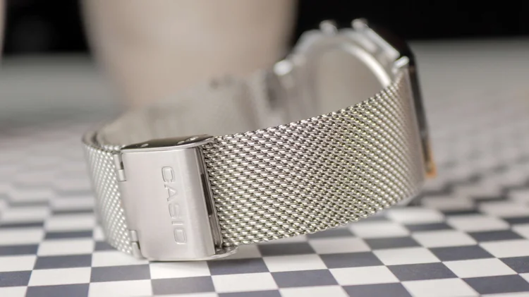 Casio A700 Review | Is This Ultra-Thin Casio Better Than The F-91W ...