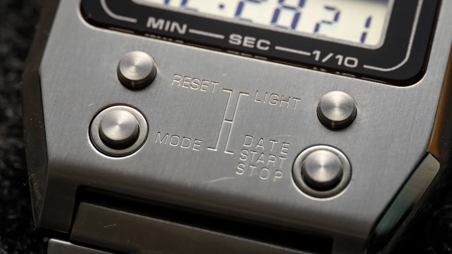 Casio A1100 Digital Watch Review | The iF Design Winner Is Only $150 ...