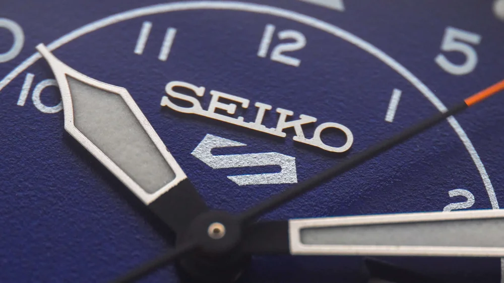 Seiko SNK371K1 Review | The Coolest Seiko Speed Racer Is Soon To Be ...