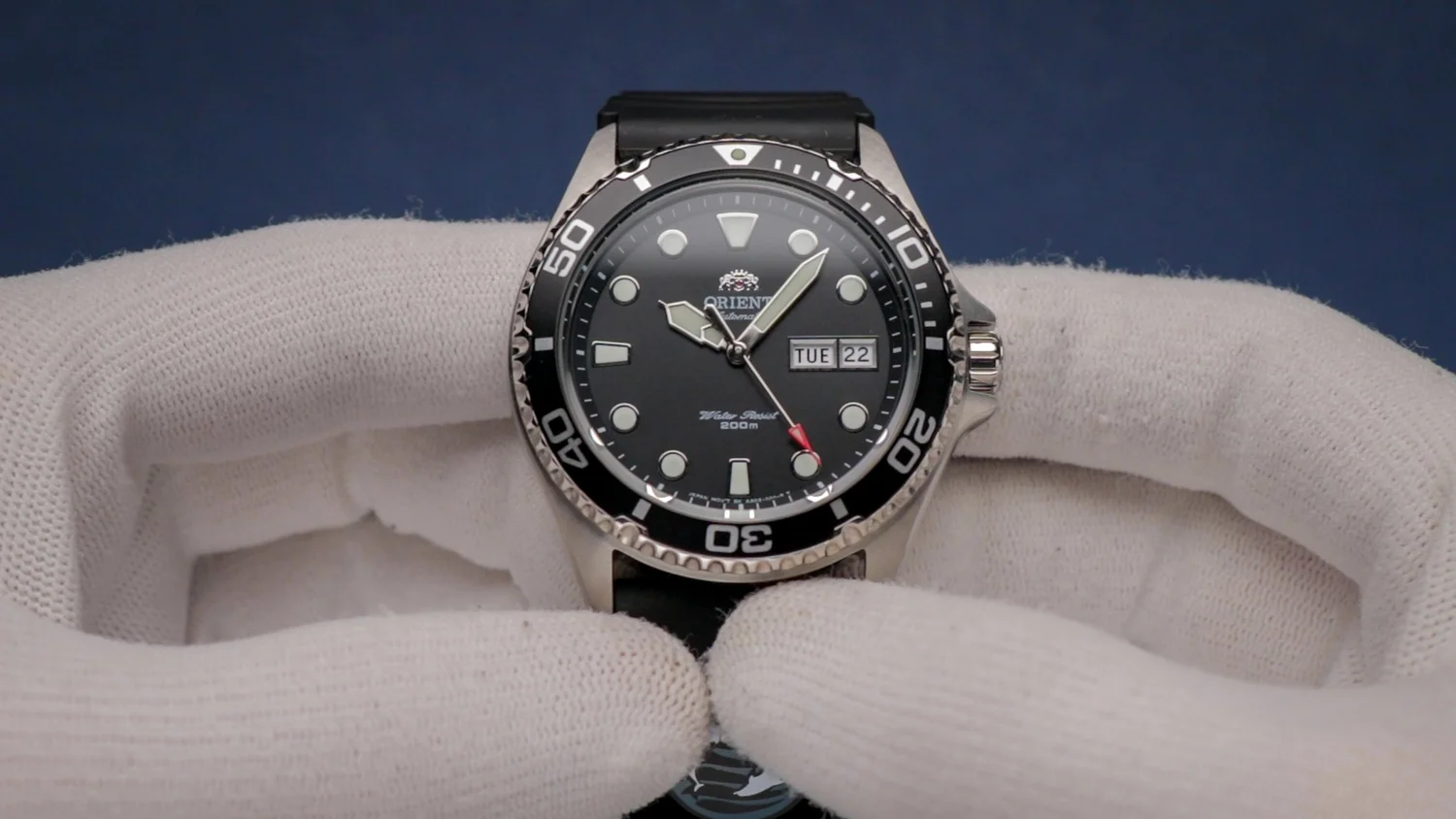 Old Orient Mako II vs New Orient Mako III – Is It Worth The Extra Money ...