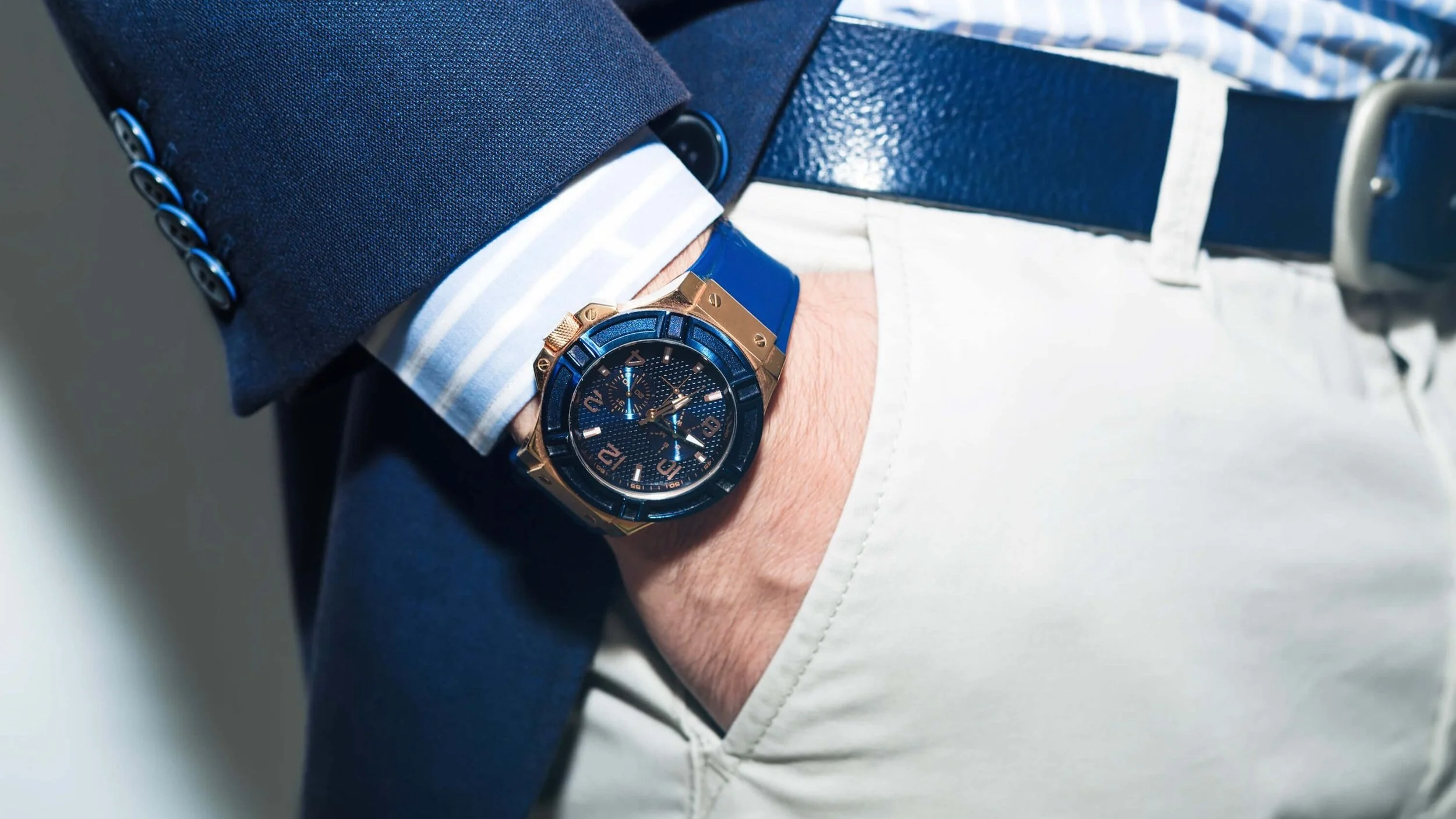 Authorized Watch Dealers vs Grey Market Watch Dealers: What Are They ...