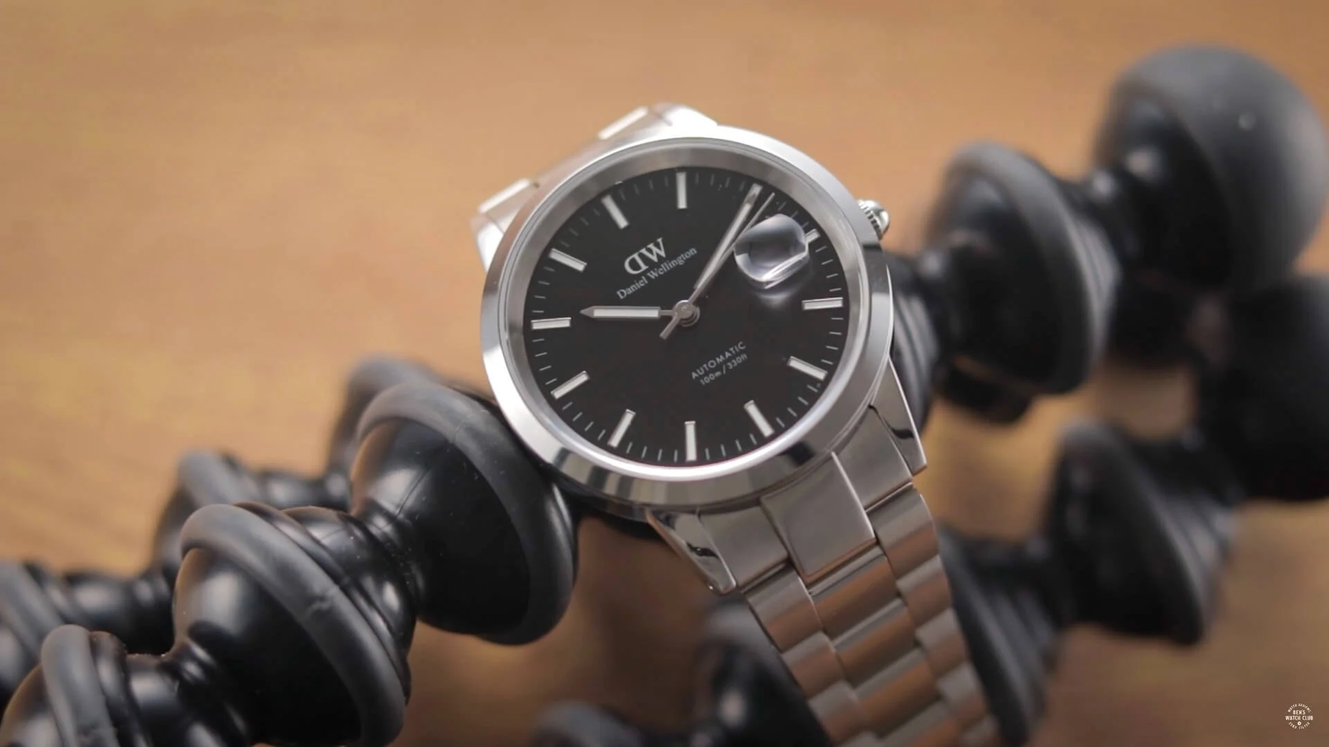 Daniel Wellington Iconic Link Automatic Review – The Worst Value Watch ...