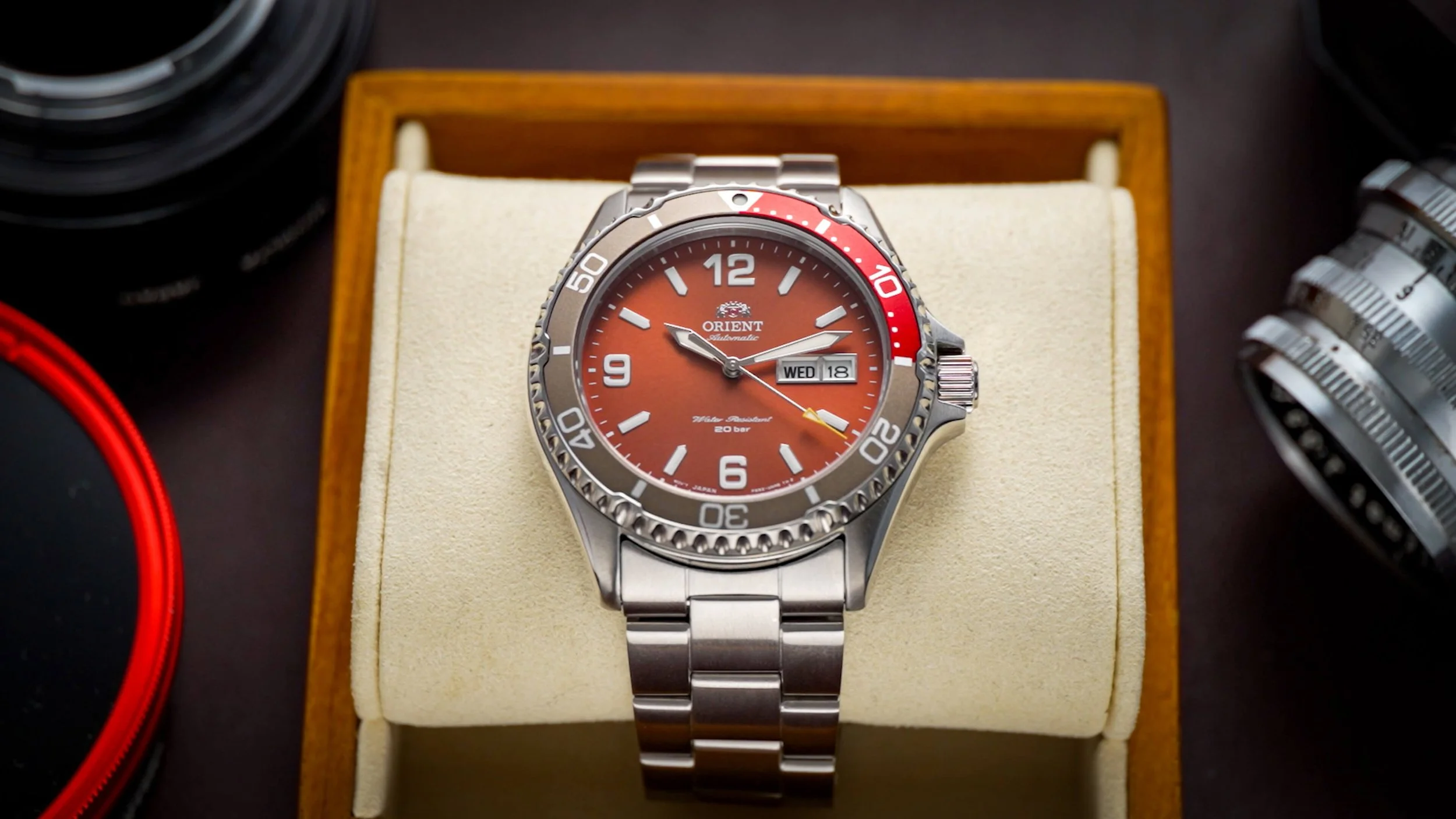 Old Orient Mako II vs New Orient Mako III – Is It Worth The Extra Money ...